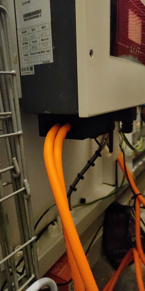 Sofar ME3000SP battery cable cover by Joe Carr | Download free STL ...