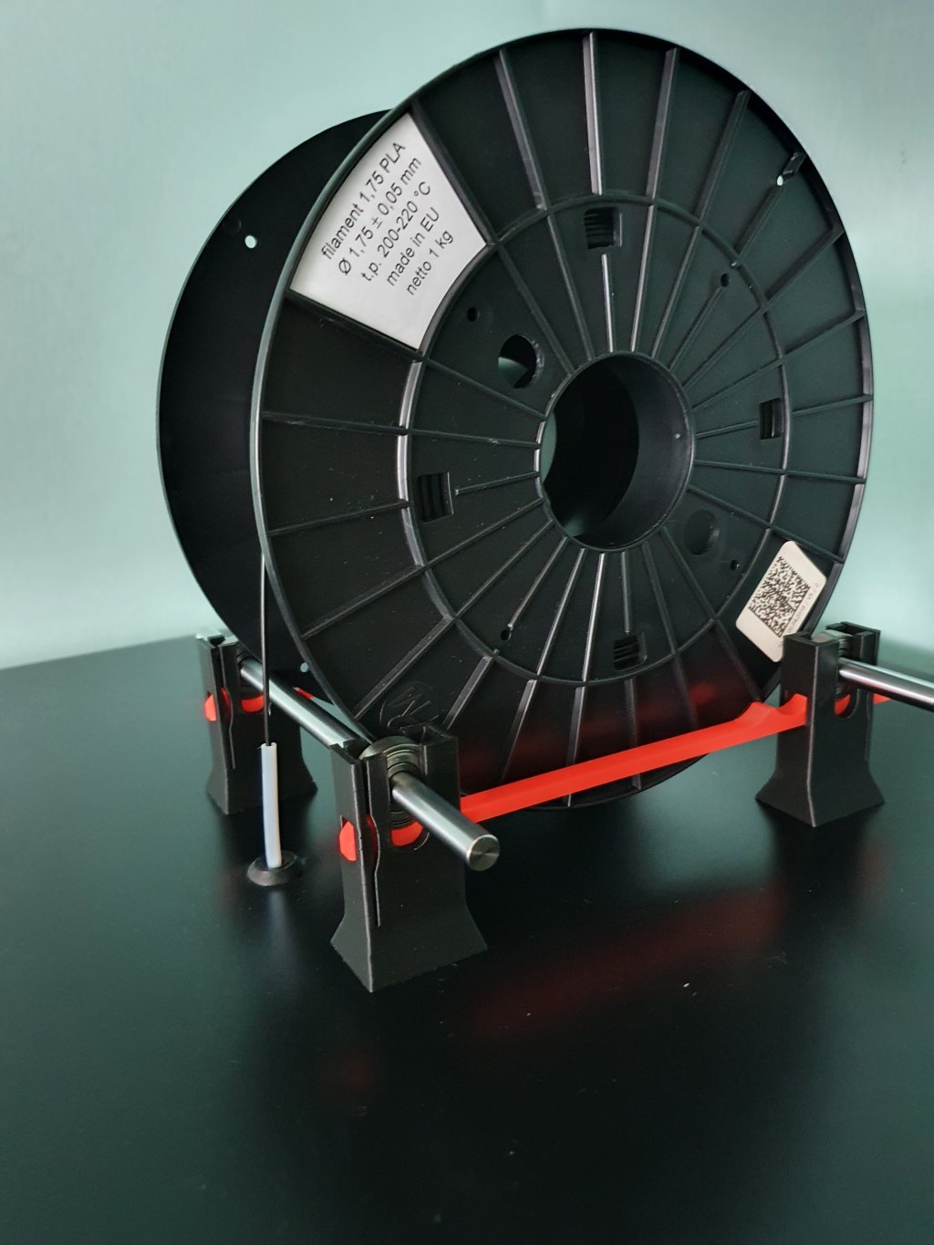 Adjustable spool holder by Stefan | Download free STL model ...