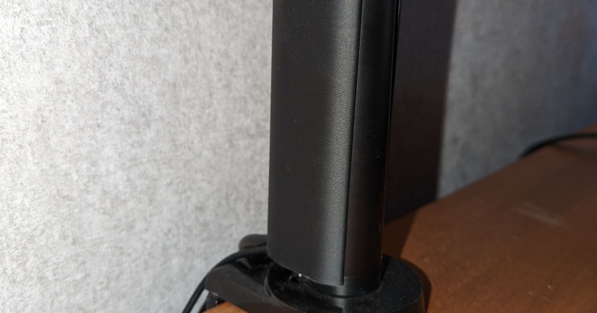 Cable management for a vesa monitor mount by Markus | Download free STL ...