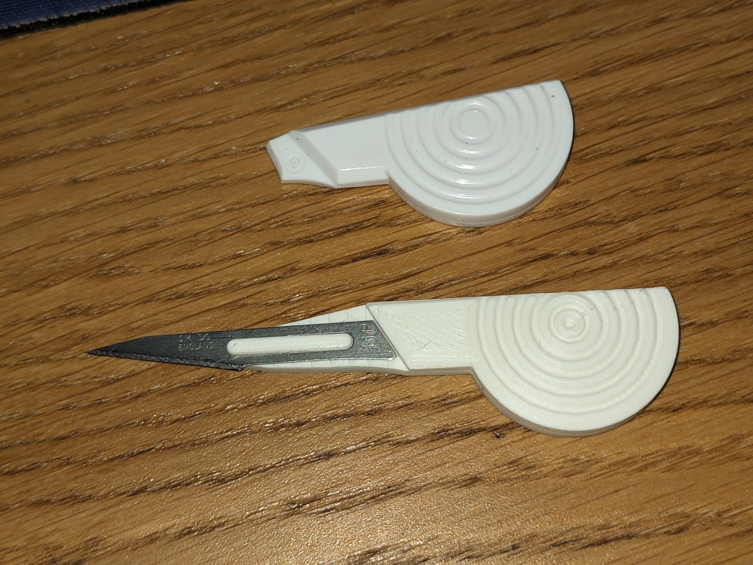 Scalpel minor thumb handle by ABrugsch | Download free STL model ...