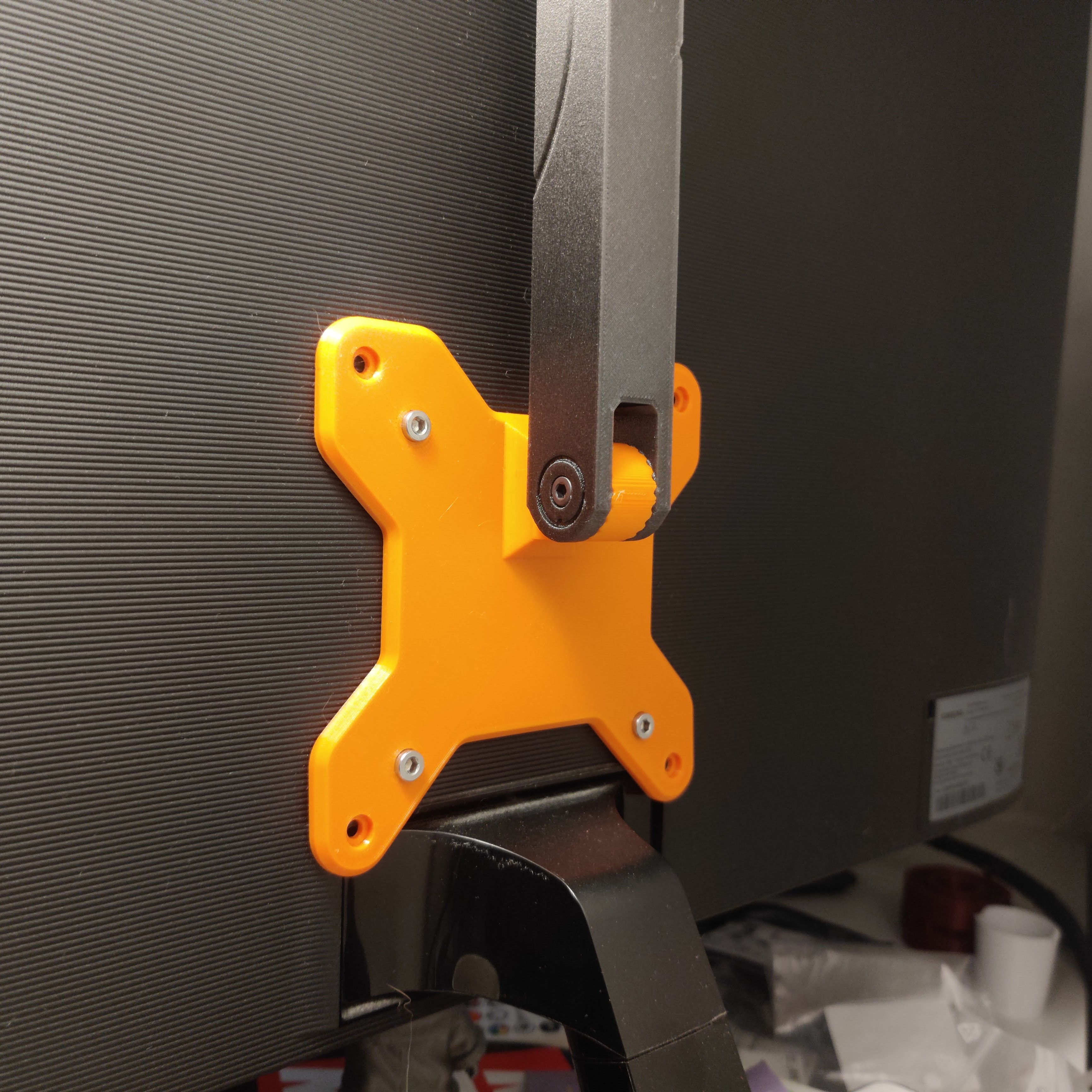 Desk Stranding - VESA mount by G.wrks | Download free STL model ...