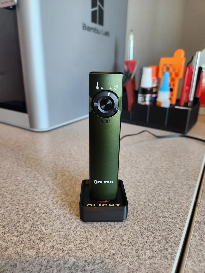 Gridfinity Olight Charging Bin by Carl Belcher | Download free STL ...