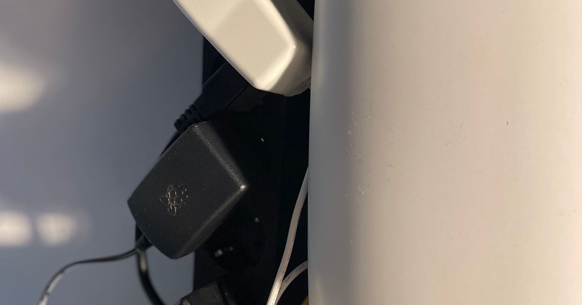 Ikea Skadis - NTONPOWER multi plug stand by mariospinaci | Download ...