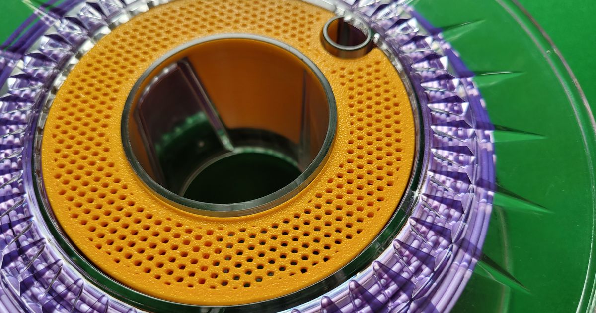 Silica gel desiccant inside-spool container by Tomek | Download free ...