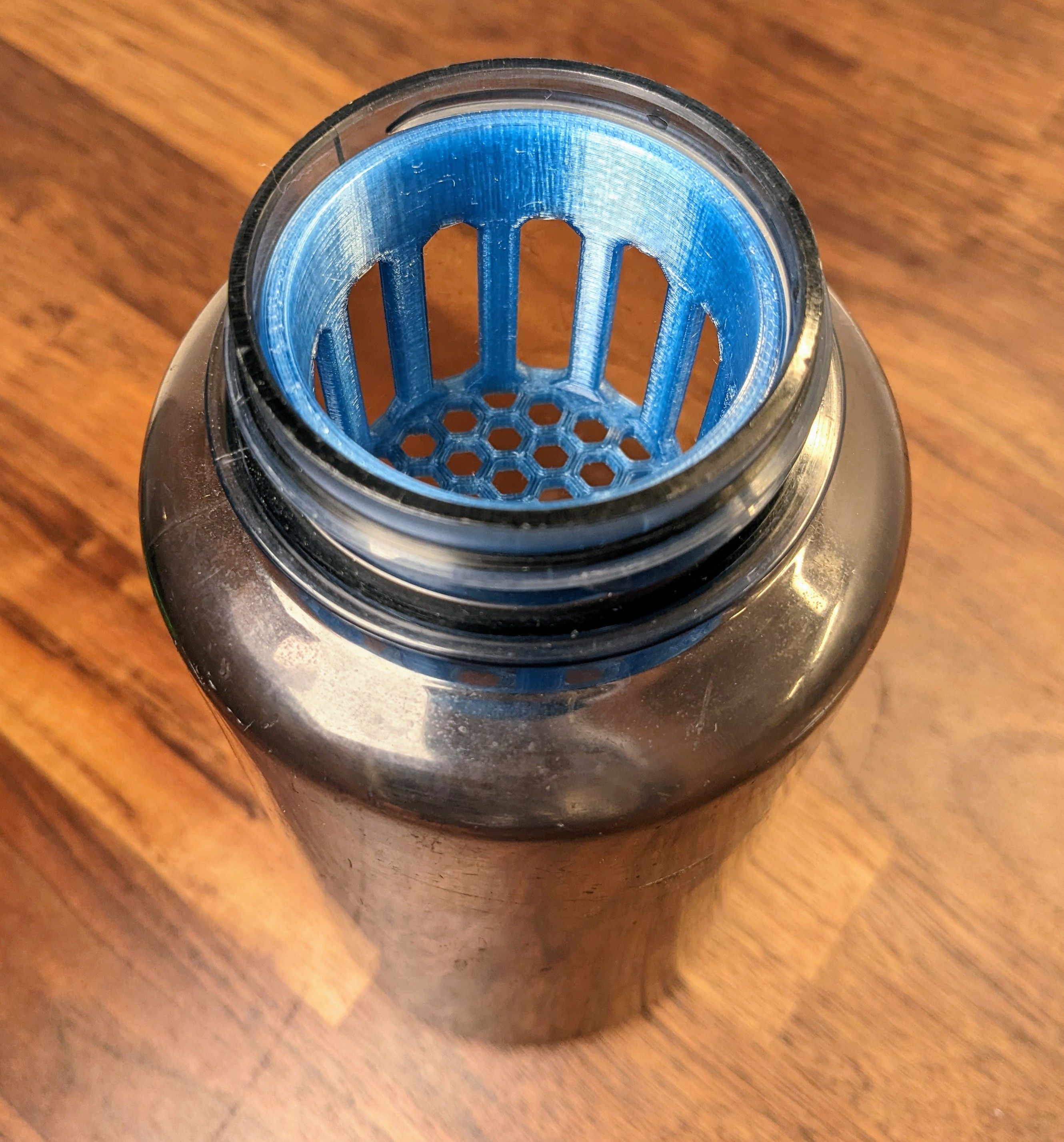 Nalgene bottle shaker insert von frdzmn | Kostenloses STL-Modell ...