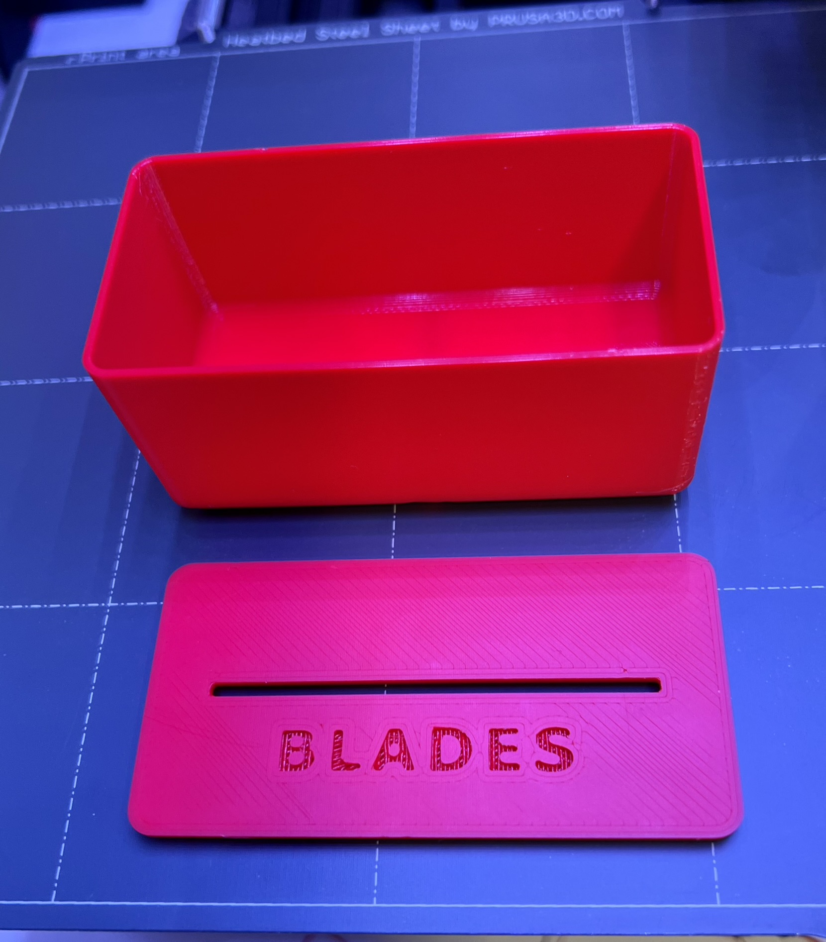 Gridfinity Blade Disposal Bin (Economical) by geekifier | Download free ...