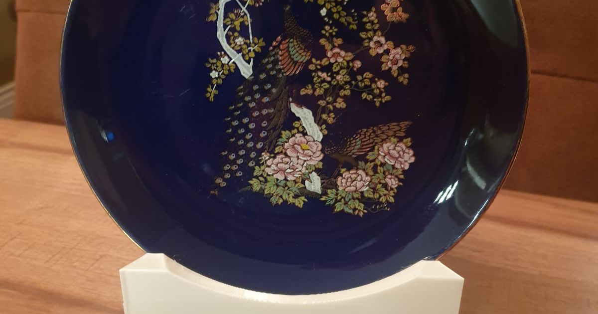 Plate holder display stand by GroenPrint | Download free STL model ...