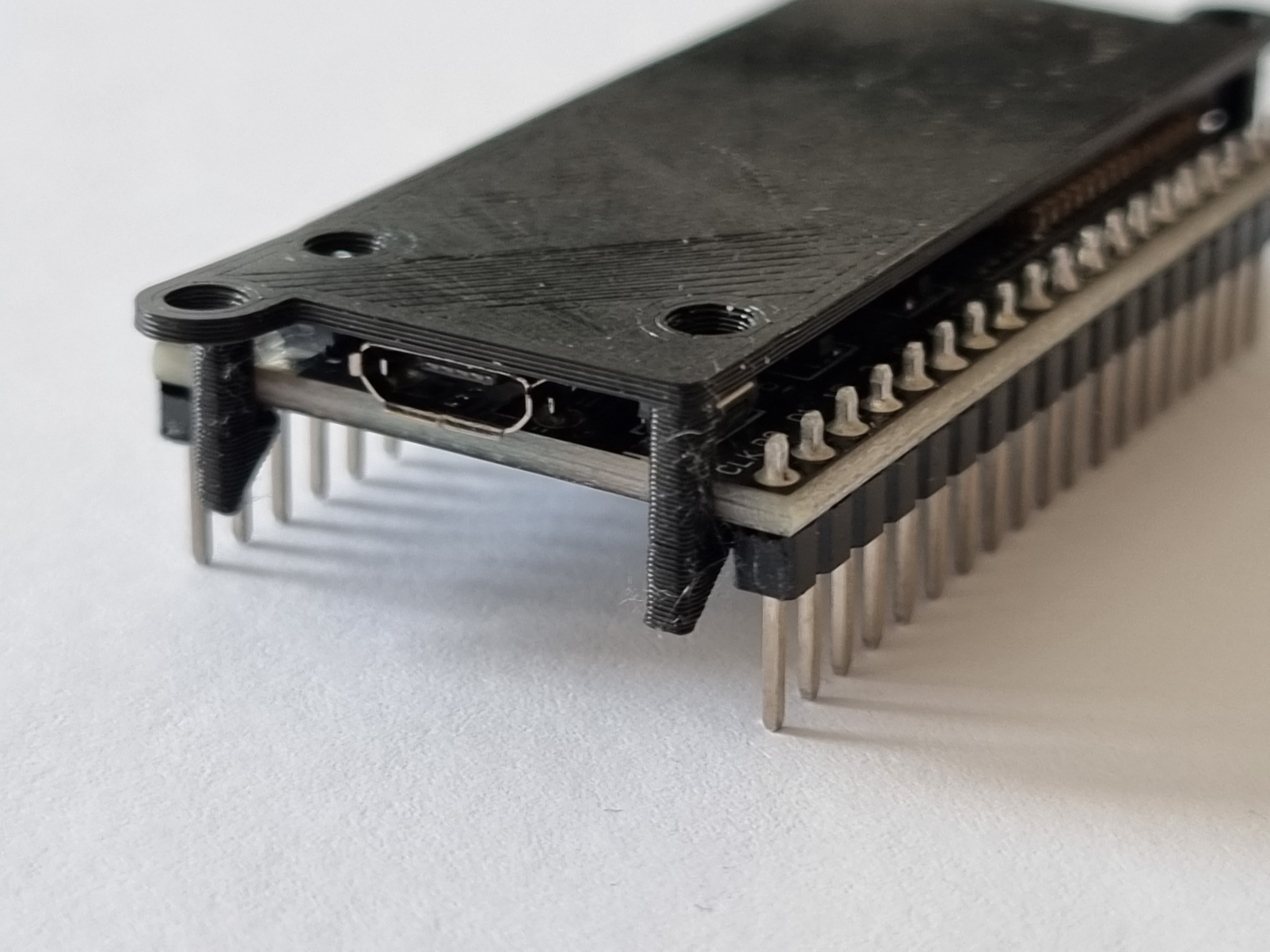 ESP32 clip - Small footprint par Antonio Marmolejo | Téléchargez ...