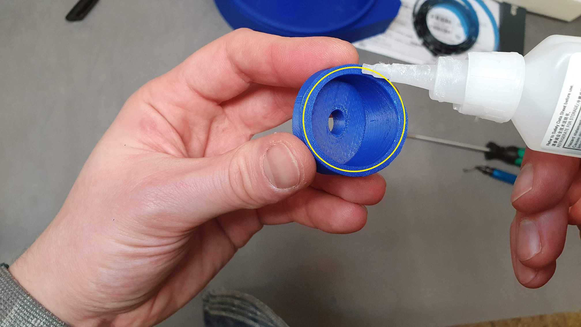 Anker M5 Dry Box Spool Holder by Simon A | Download free STL model ...