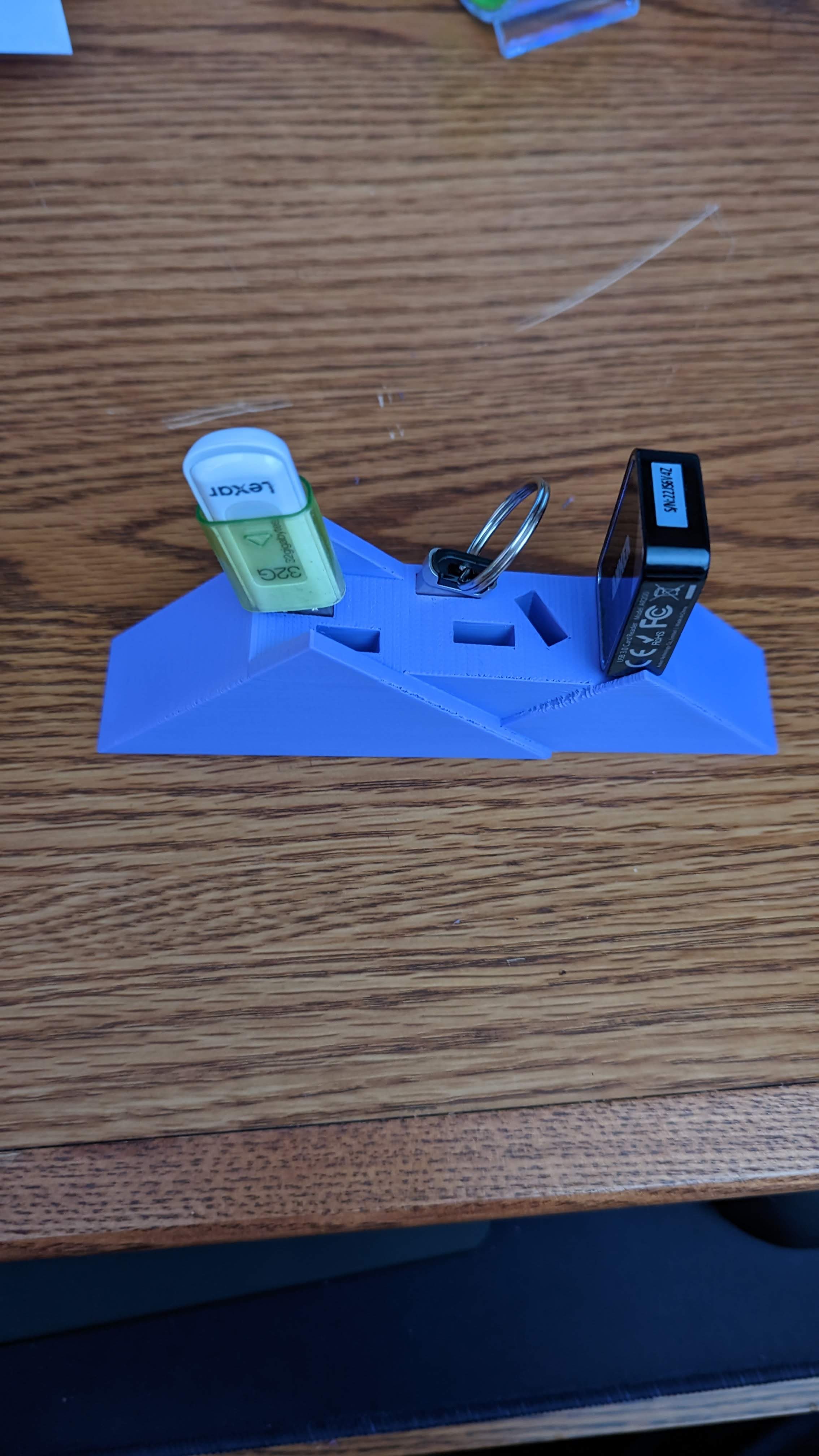 USB Storage Mountain by The Harbinger of Freight | Download free STL ...