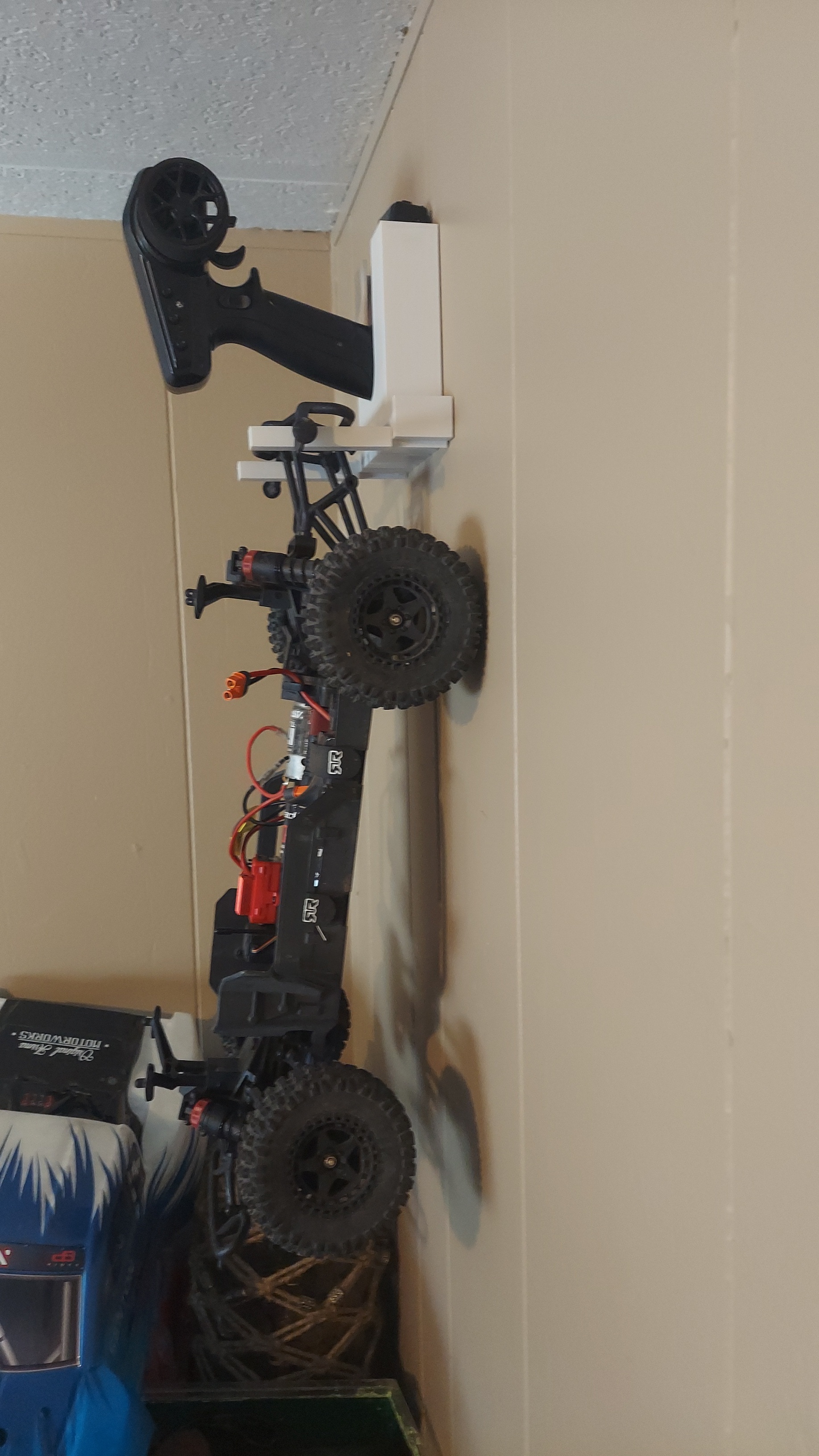 RC Car/Controller Wall Mount by Geoff | Download free STL model ...