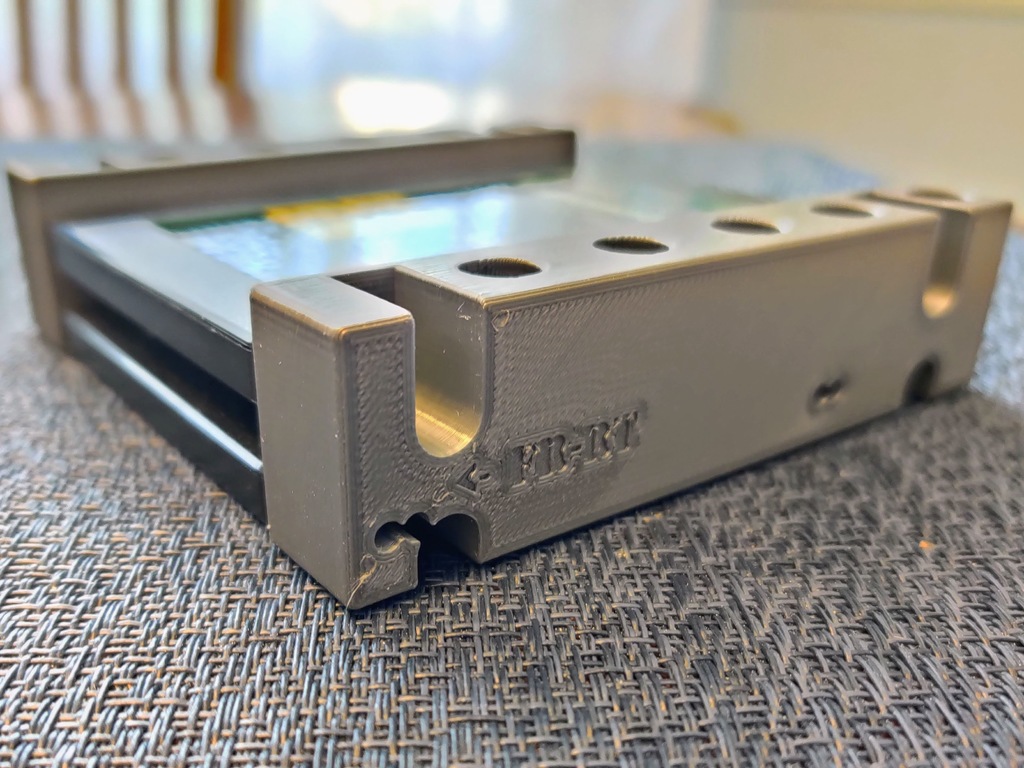 2.5" SSD/HDD Mounting Adapter to 3.5" Bay by John U | Download free STL ...