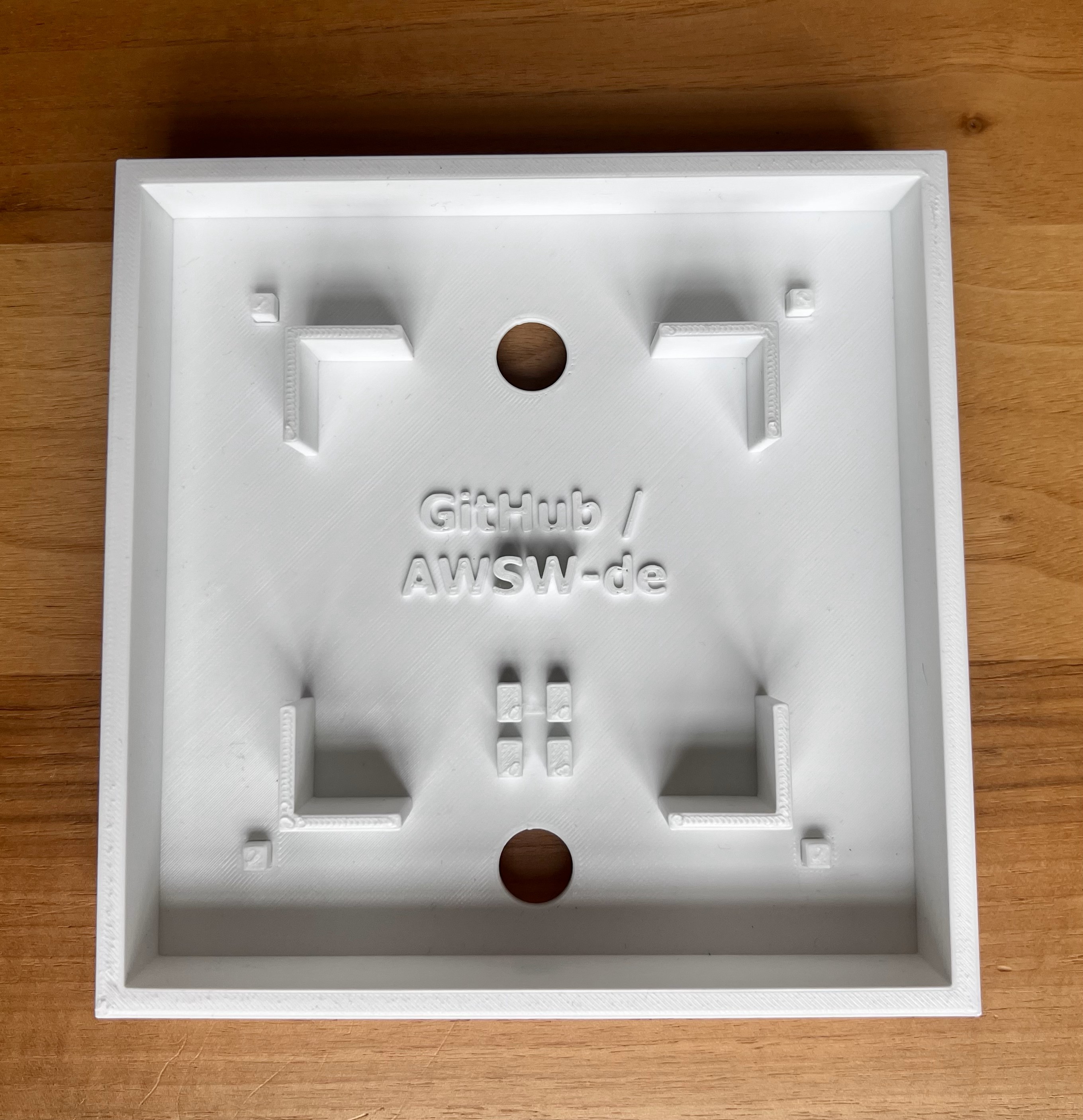 Frame and Lid remix for AWSW WordClock 16x16 LED matrix (2023-V2) by ... Frame and Lid remix for AWSW WordClock 16x16 LED matrix (2023-V2) by ...