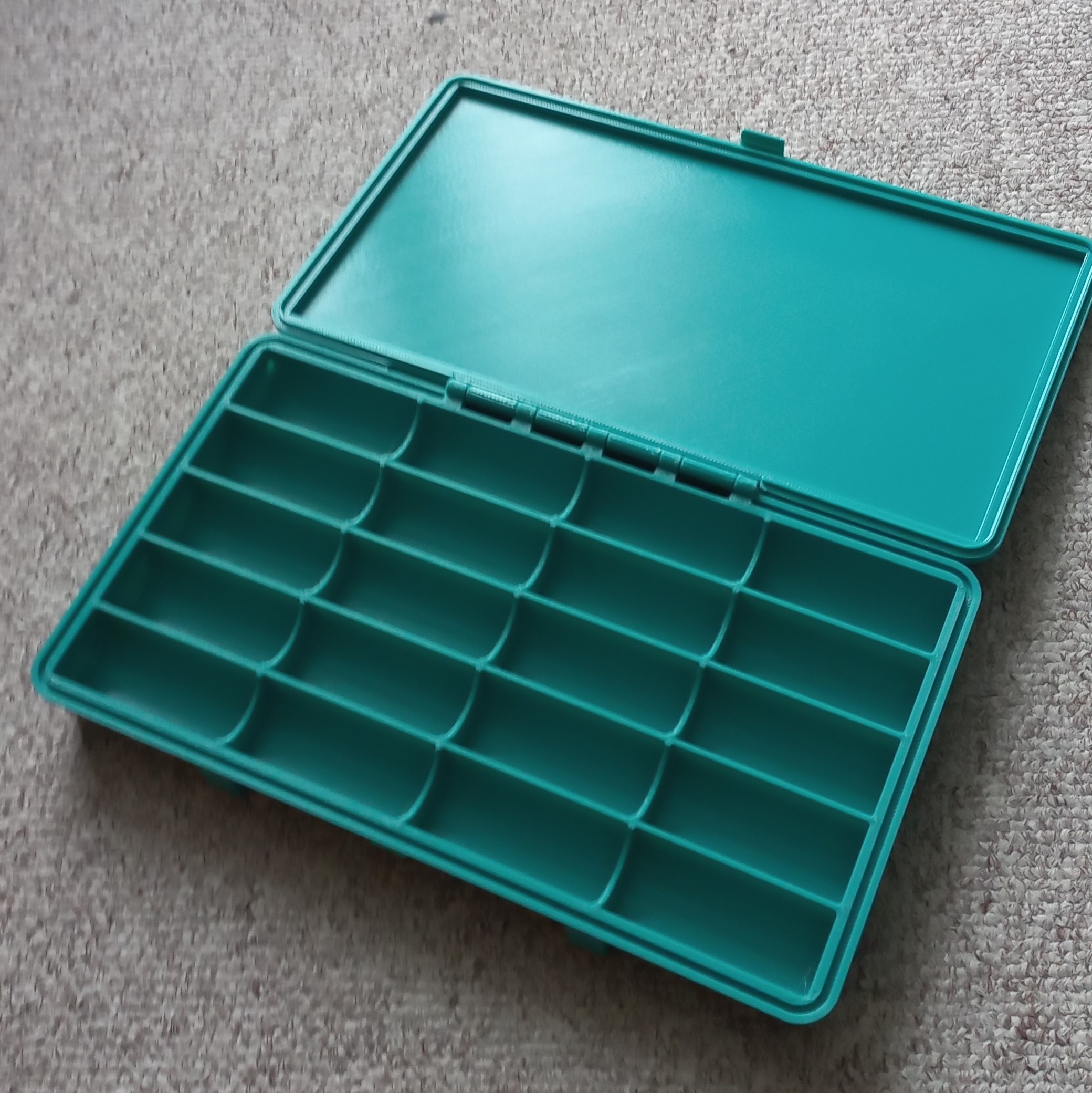 Box for sewing thread by binominem | Download free STL model ...