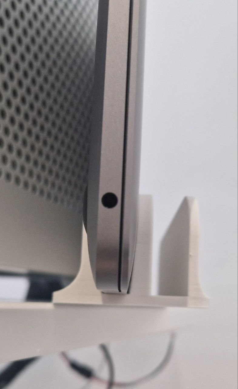 MacBook Pro + iPad vertical stand by omsa82 | Download free STL model ...
