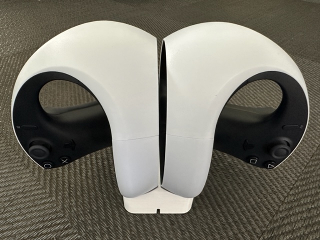 PSVR2 - Controller stand by Graeme | Download free STL model ...