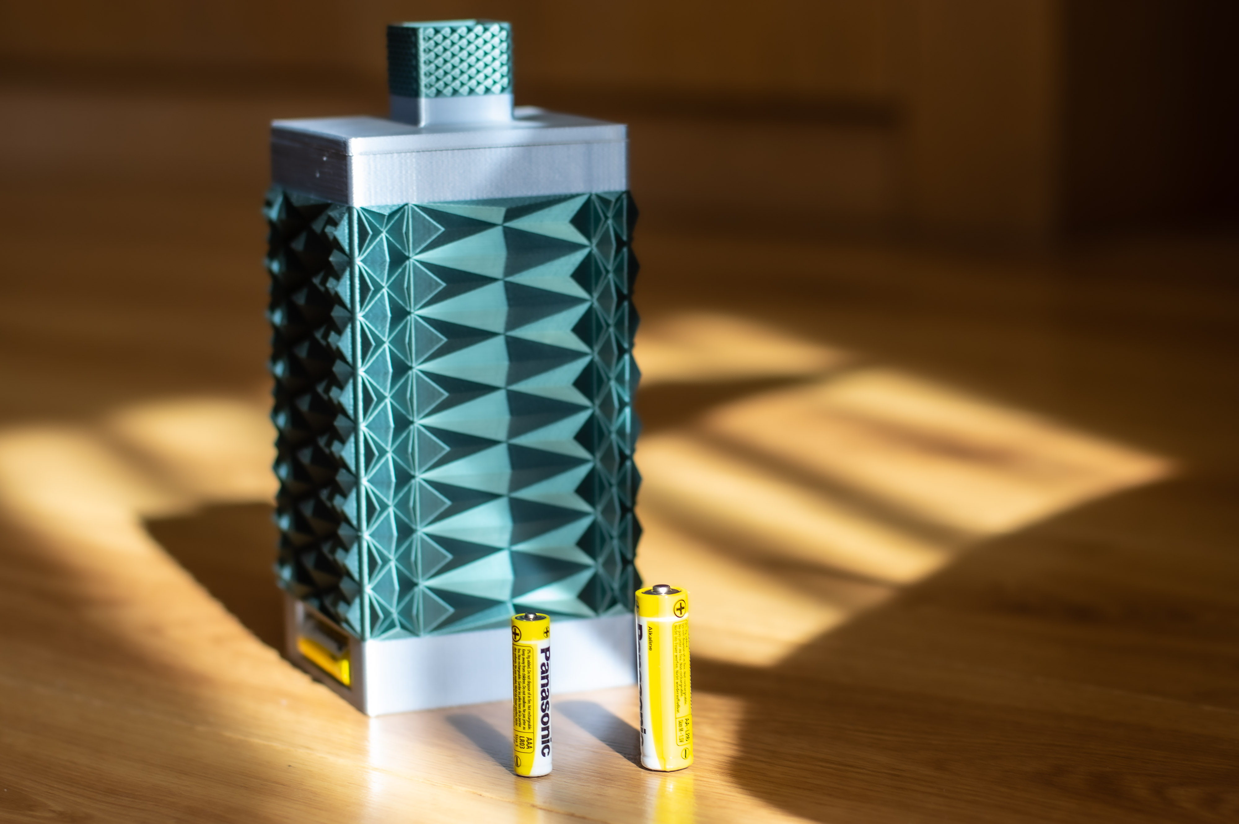 Beautiful Battery Vase by Rik Design | Download free STL model ...