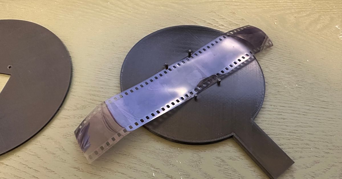 35mm Enlarger Negative Carrier by Sloane Ross | Download free STL model ...