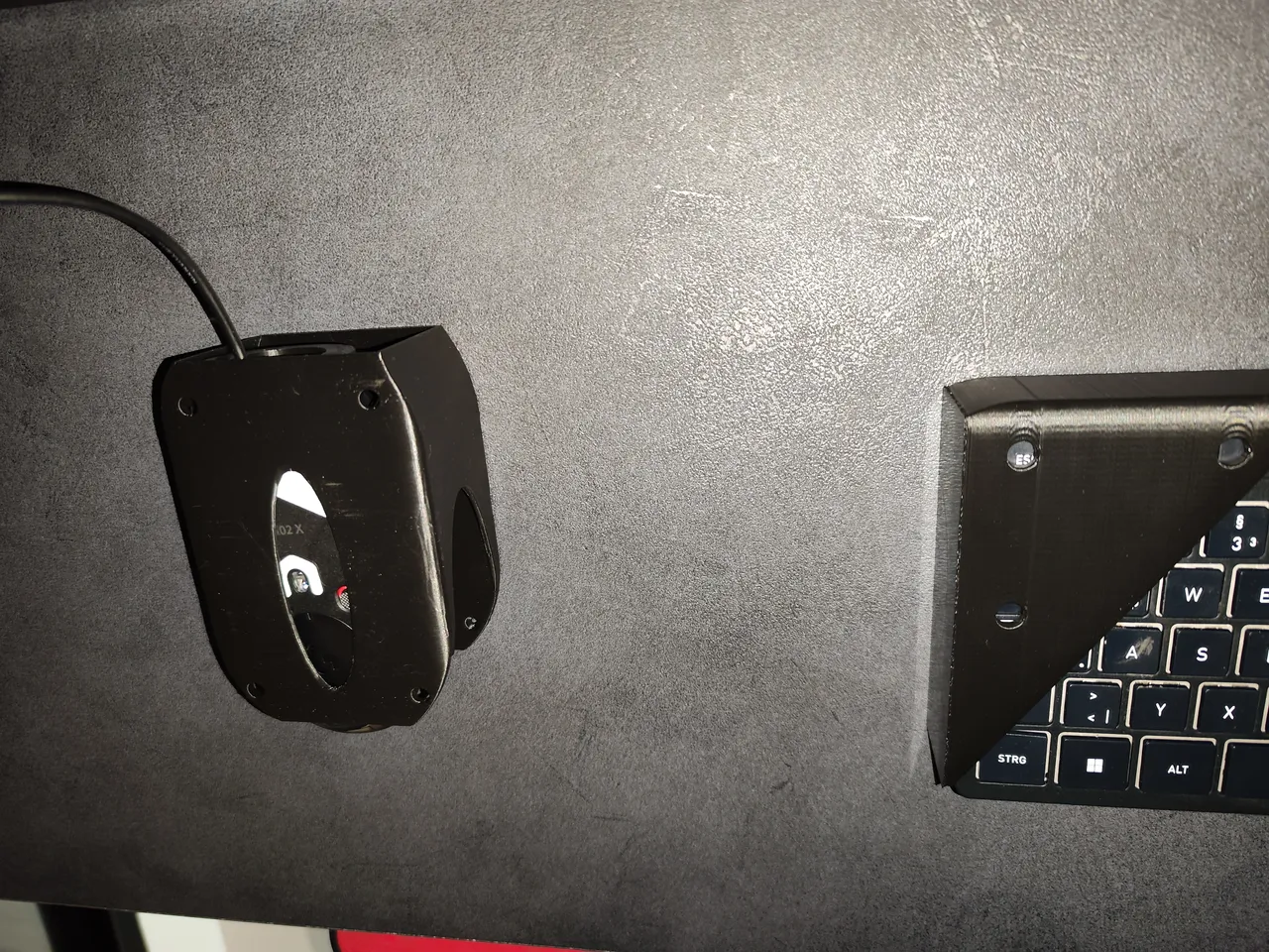 Mouse holder by Shaxo | Download free STL model | Printables.com