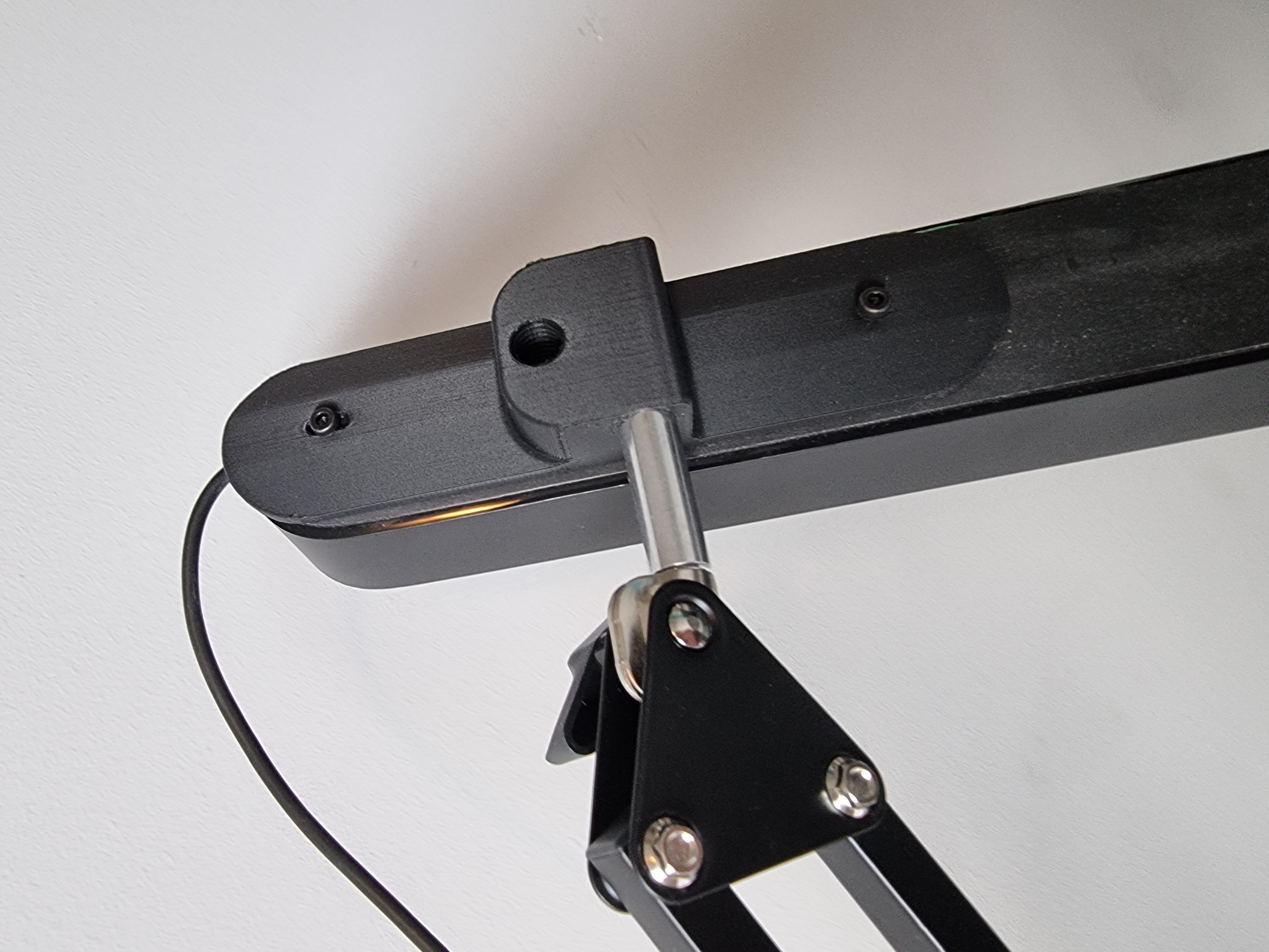 Hue Play Light Boom Arm Adapter by Unknownkwita | Download free STL ...