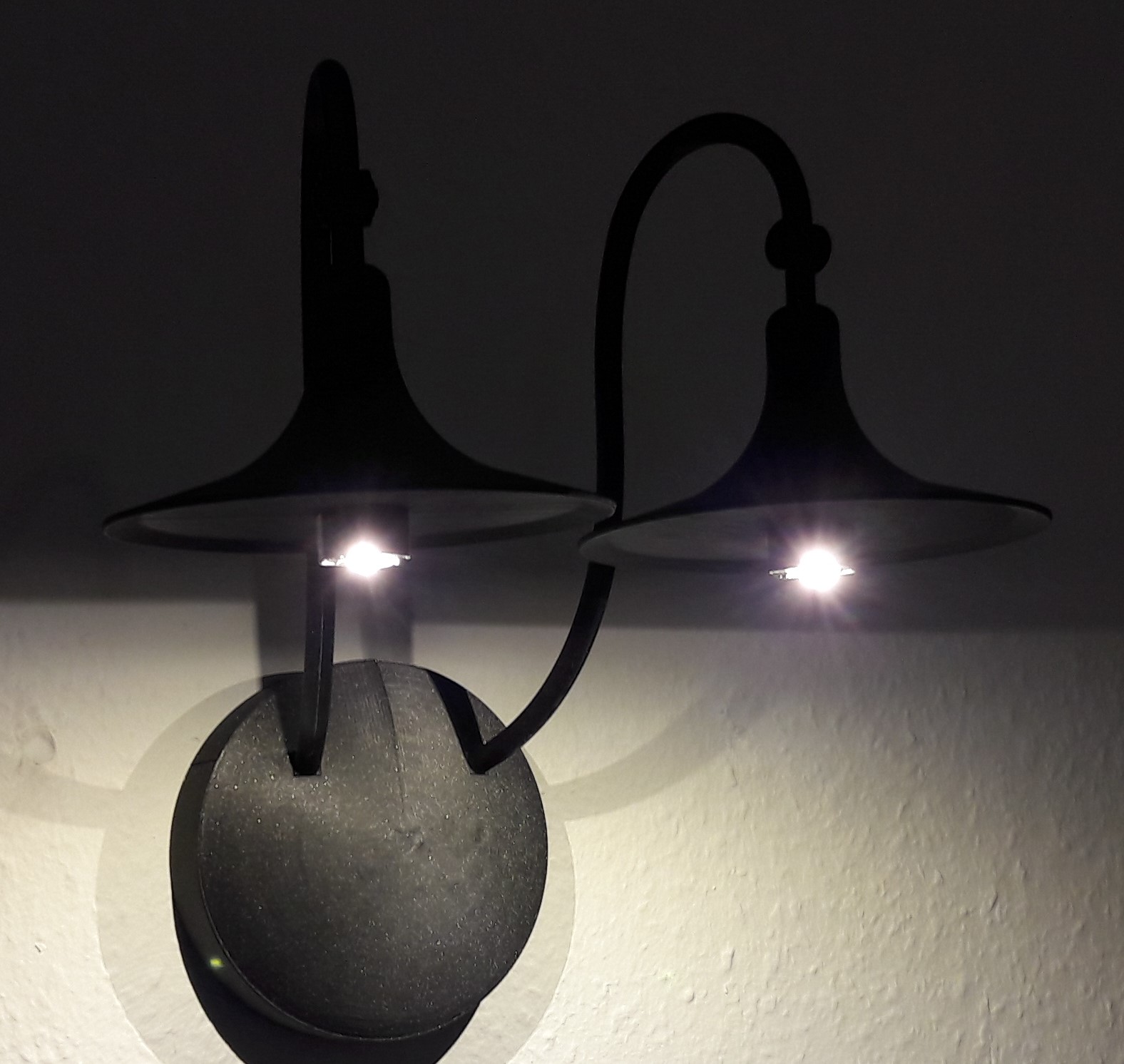 Swap Lamp for Walls (Modern Version) by Johannes M. | Download free STL ...