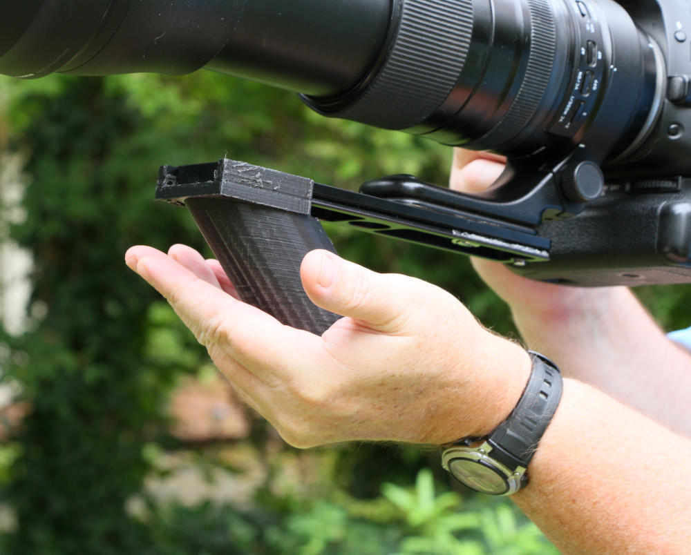 Arca-Swiss grip for telephoto lens by WadingInPhoto | Download free STL ...