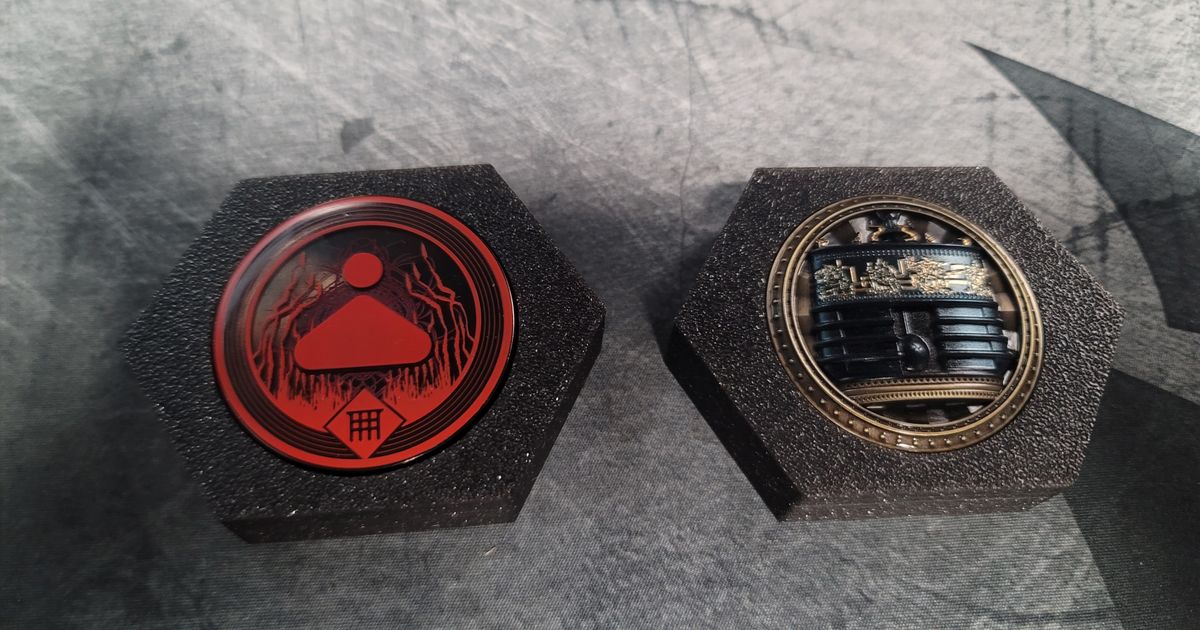 Destiny 2 Dungeon and Challenge Coin Holder by Dane Doghouse | Download free STL model ...