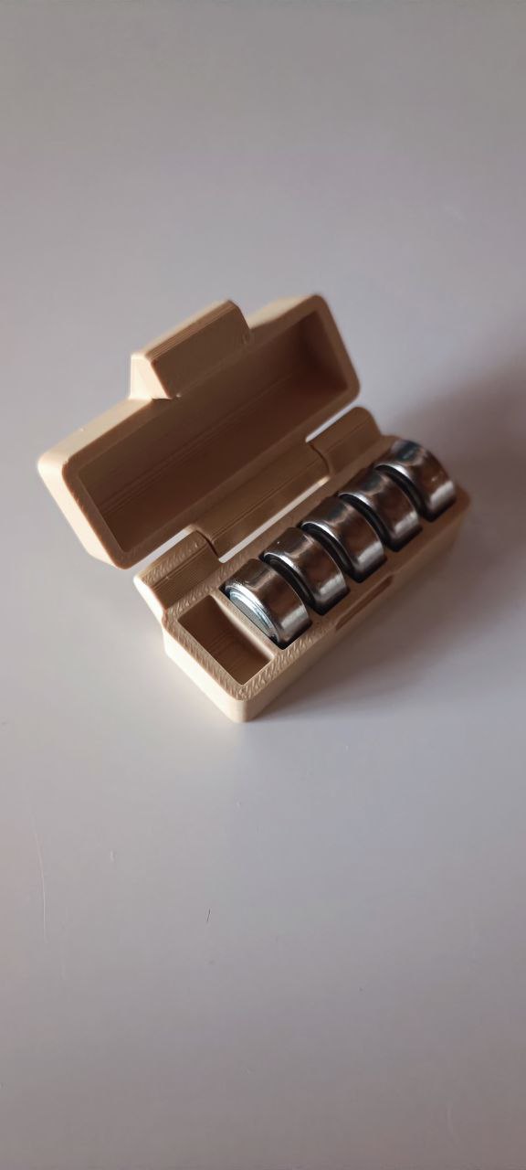 Print-in-Place LR44 battery case by Giorgio Miglia | Download free STL ...