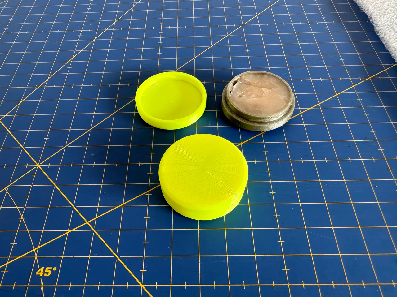 vaseline holder by nata | Download free STL model | Printables.com