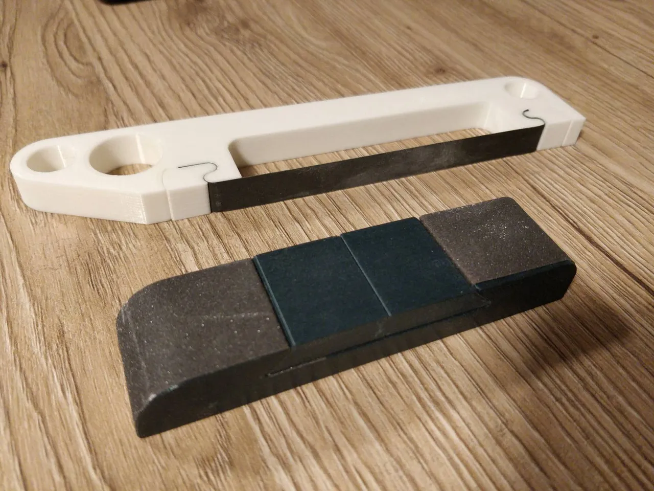 Sandpaper holder, seam sander by Geoavia | Download free STL model ...