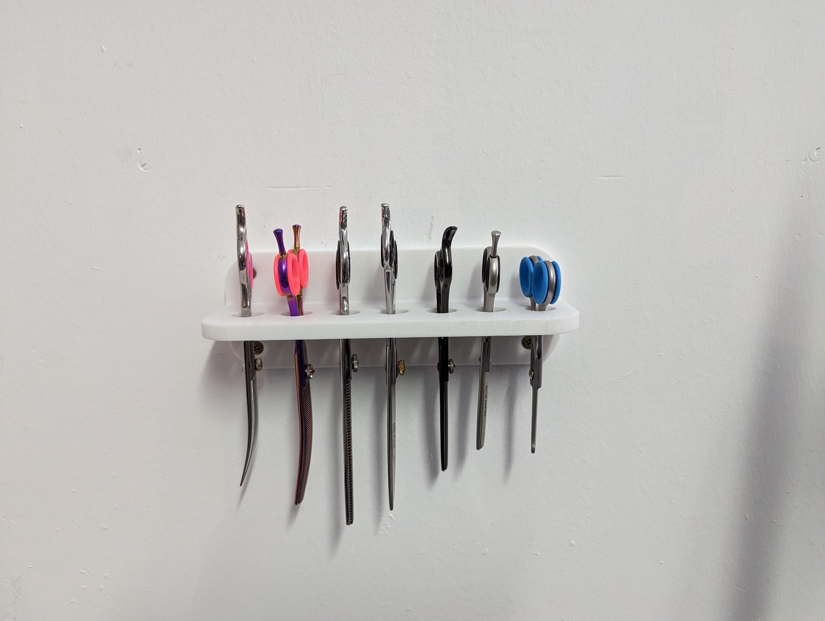 Scissors wall holder by jl1990 | Download free STL model | Printables.com