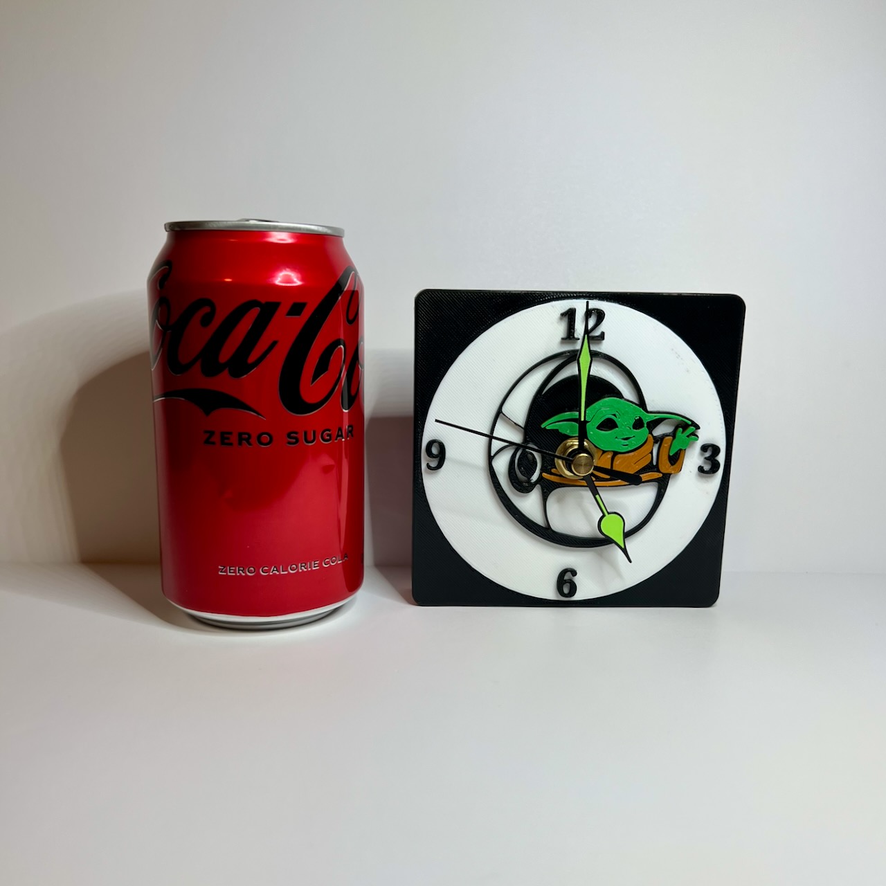 Grogu (a.k.a. Baby Yoda) clock par Jake | Téléchargez gratuitement un ...