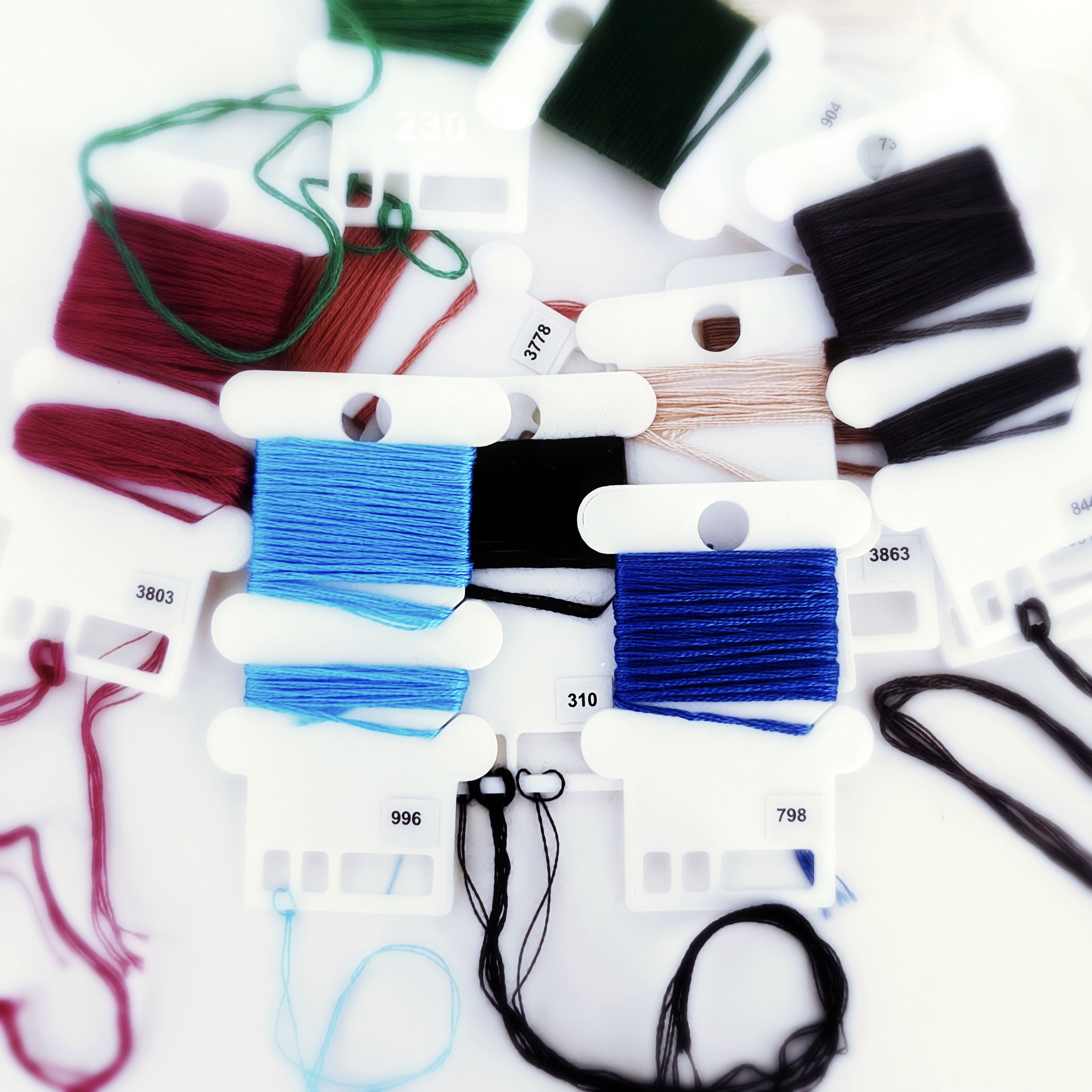 Embroidery Floss (combi) Bobbin Saver by dcortes | Download free STL ...