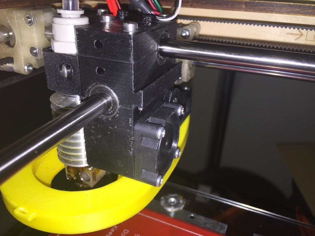 E3D_V5_MT Modular hotend mount for the Ultimaker Original by Murat ...