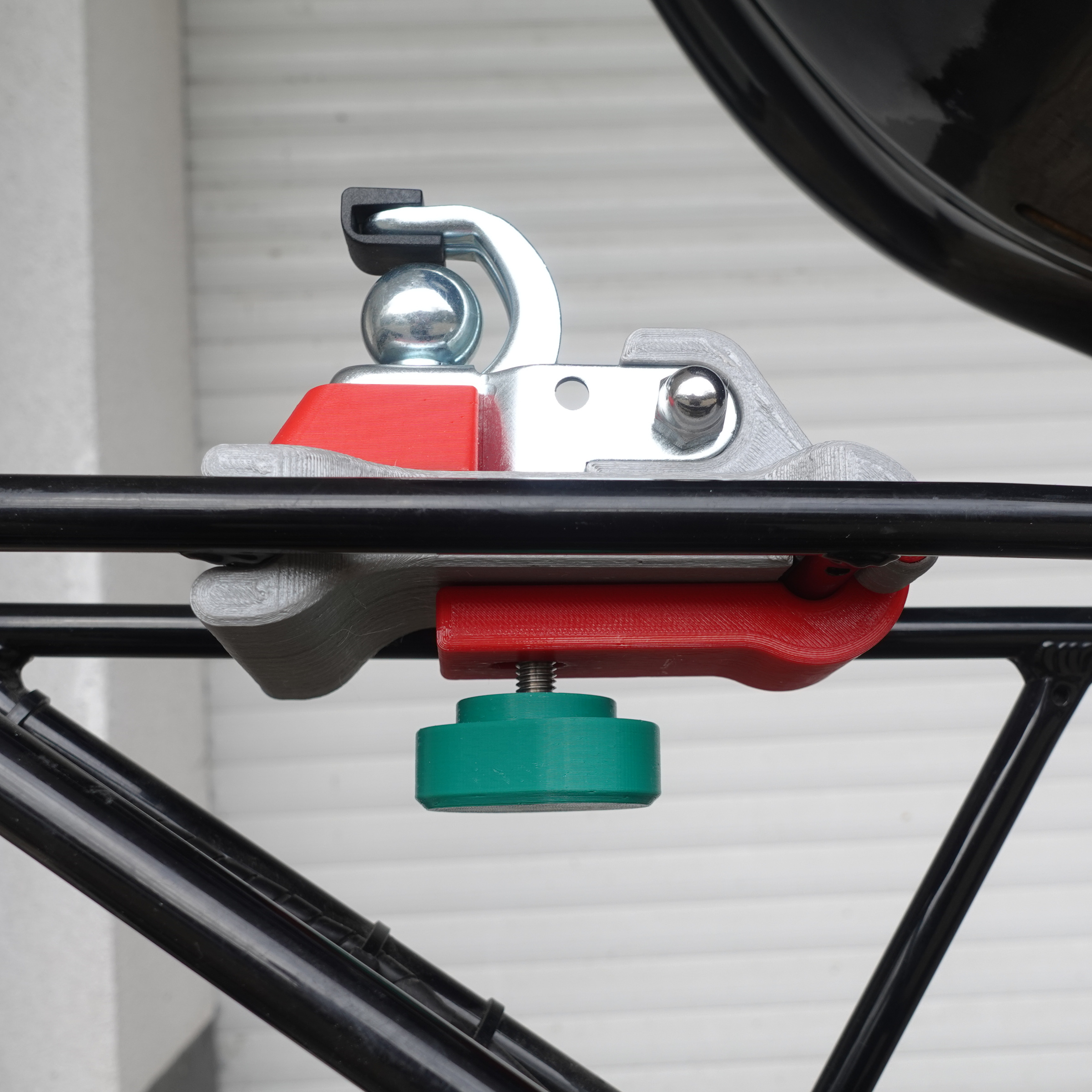 Bike trailer hitch adapter for rear rack (FreeCAD) by NUeB | Download ...