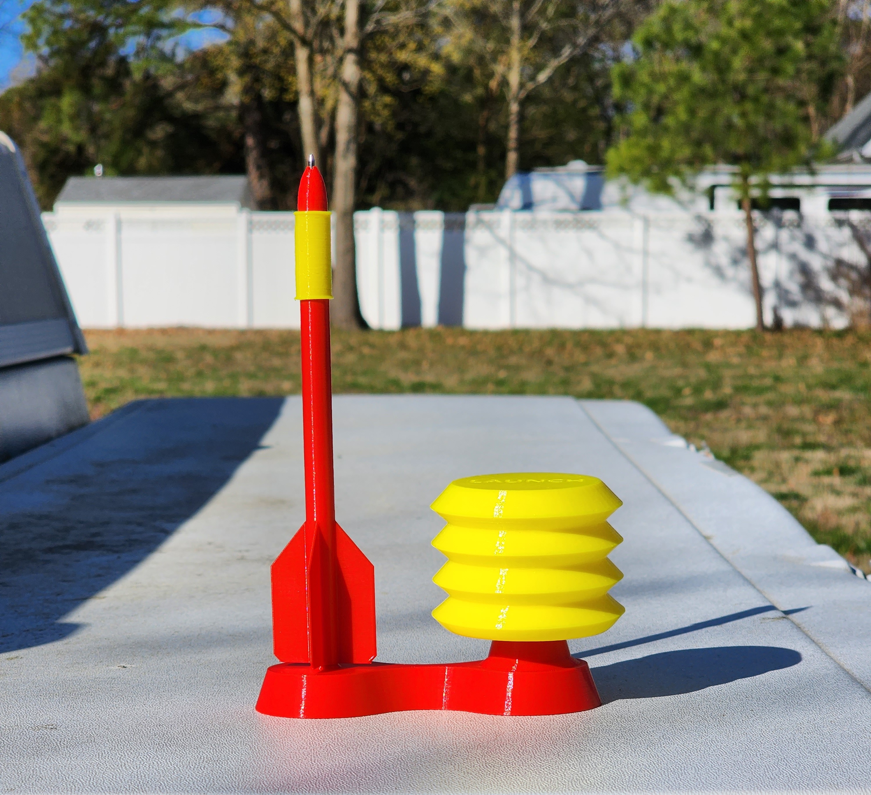 Desktop Rocket Pen Holder/Launcher (TPU Required) by BP | Printables Store
