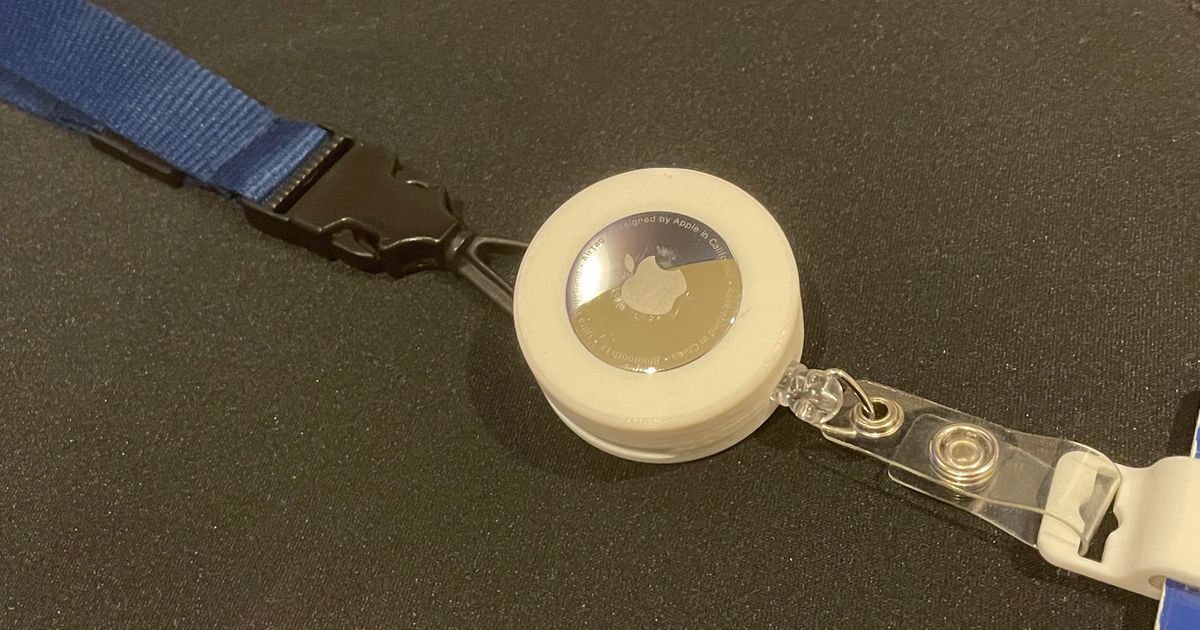 Air Tag Badge Reel Mount by Mushbrandon | Download free STL model ...