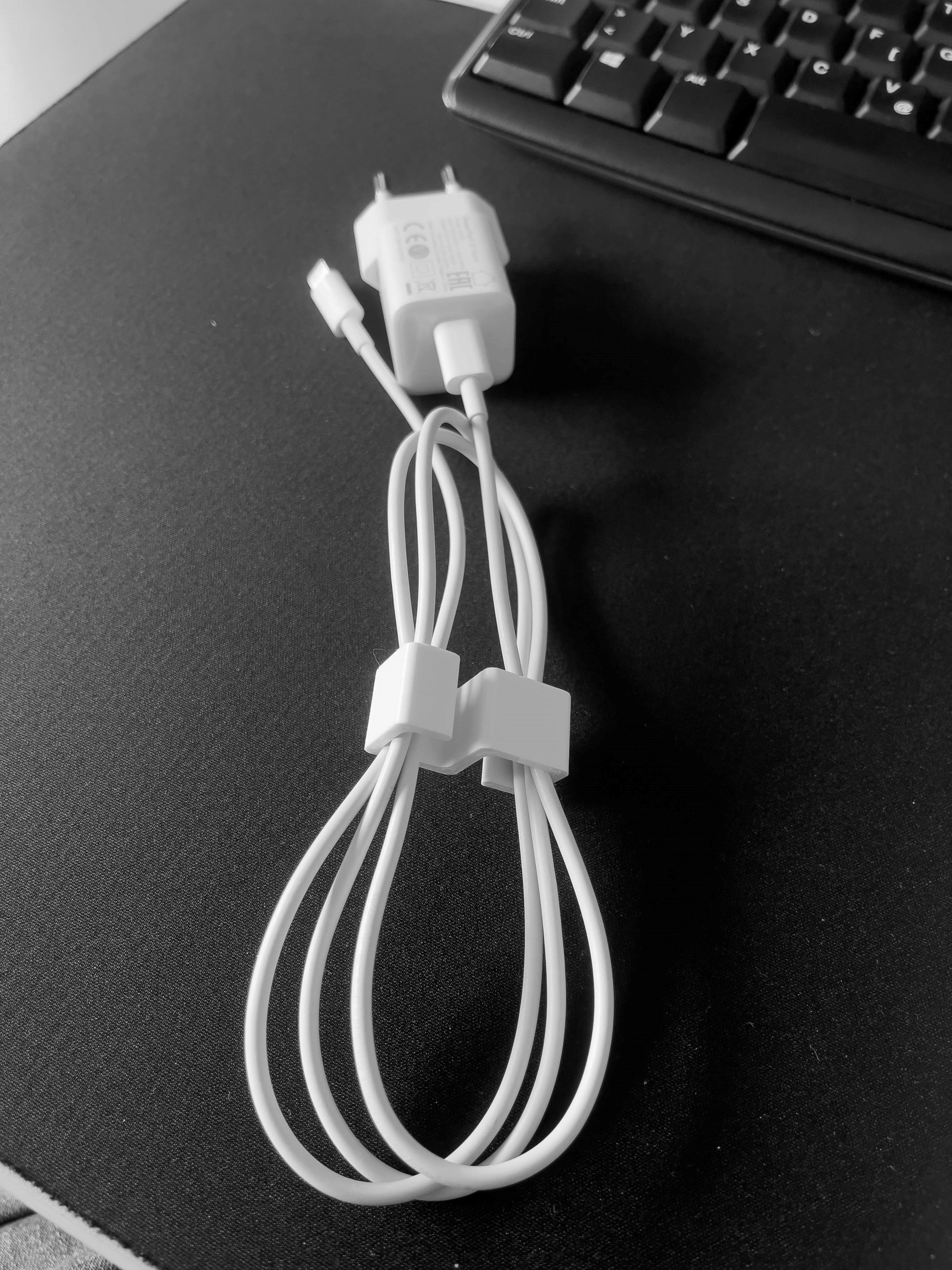 S-Shaped Cable Clip Organizer by Matteo Pascale | Download free STL ...
