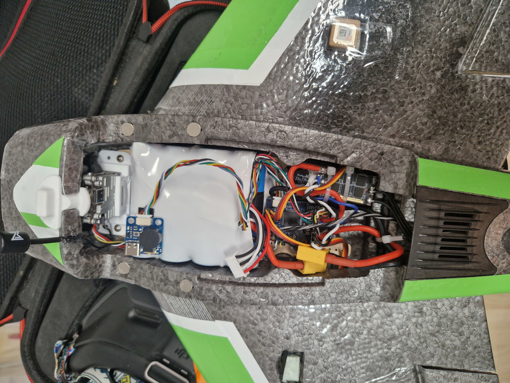 Diatone Ripper / HEE Wing F-01 Caddx Vista Drop-In with Camera Mount by ...