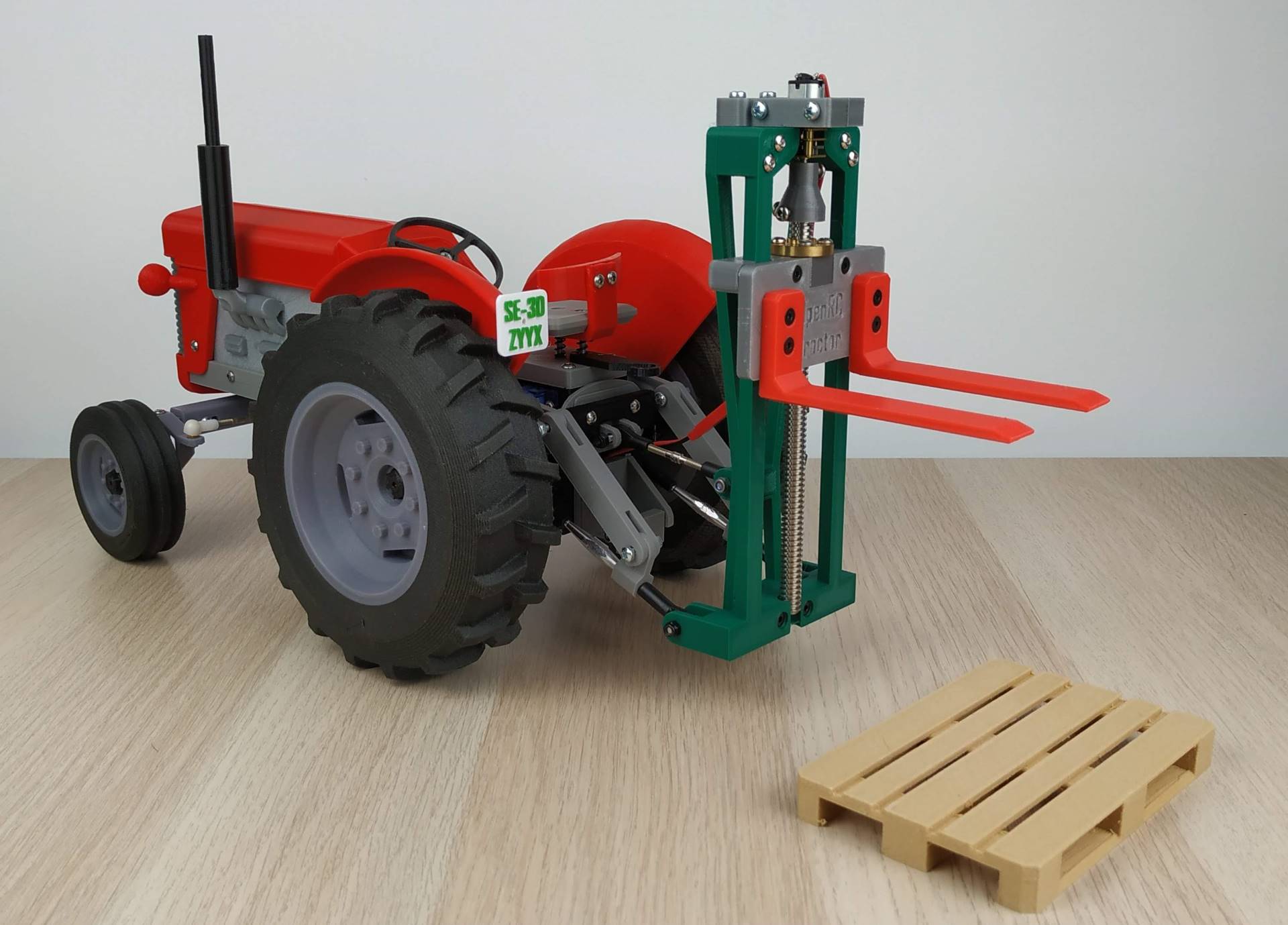 OpenRC Tractor Lifter autorstwa makitprojects | Pobierz darmowy model ...