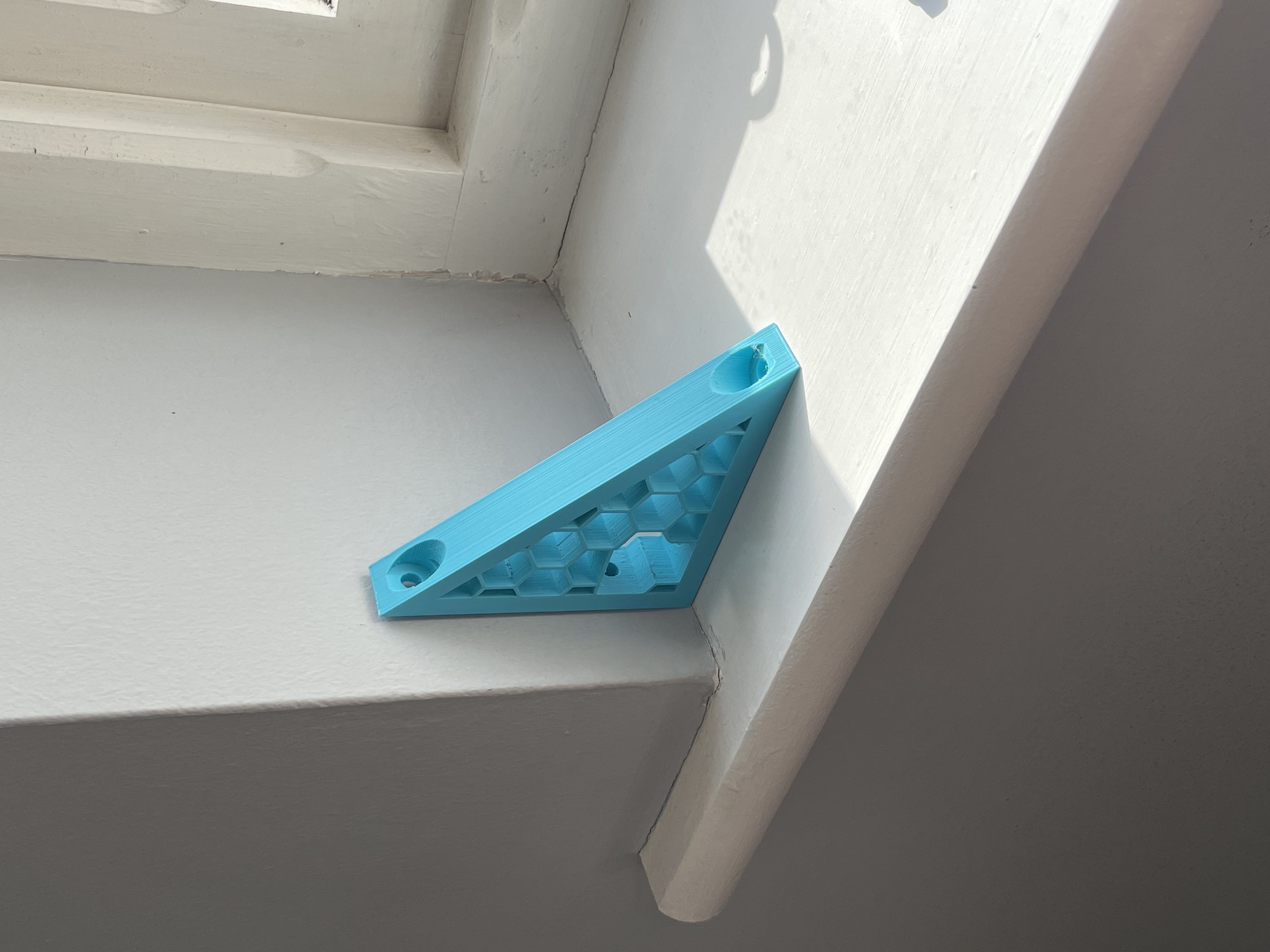 90 Degree Honeycomb Support Bracket by Oliver Rothner | Download free ...