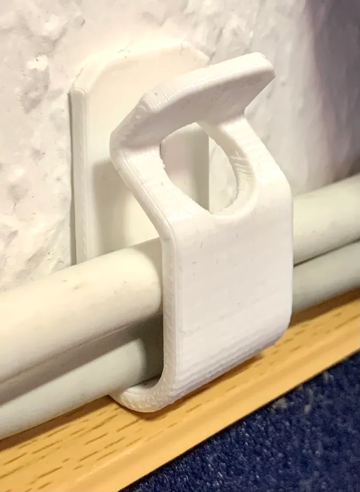 Simple wall-mounted cable clip by torechtmaker | Download free STL ...