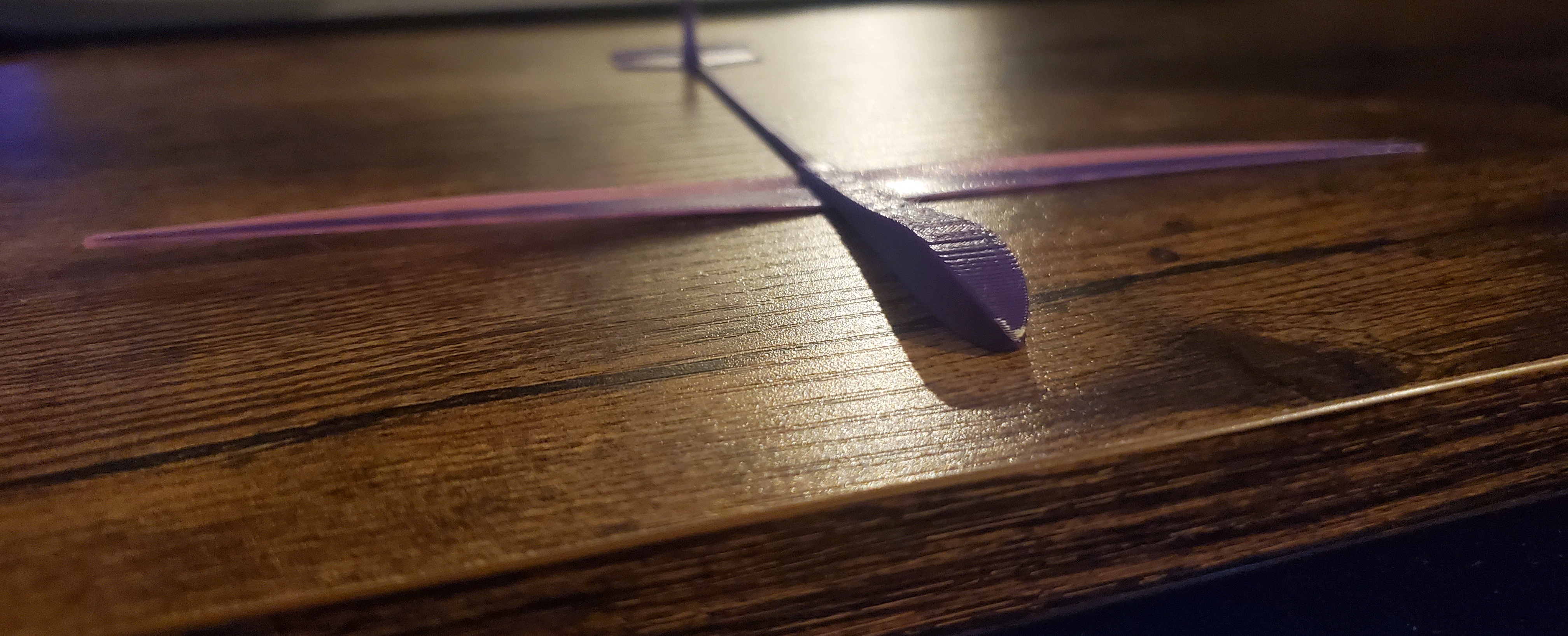 Stable glider V7a + Notch for rubber band launch (35m+ range) (input ...