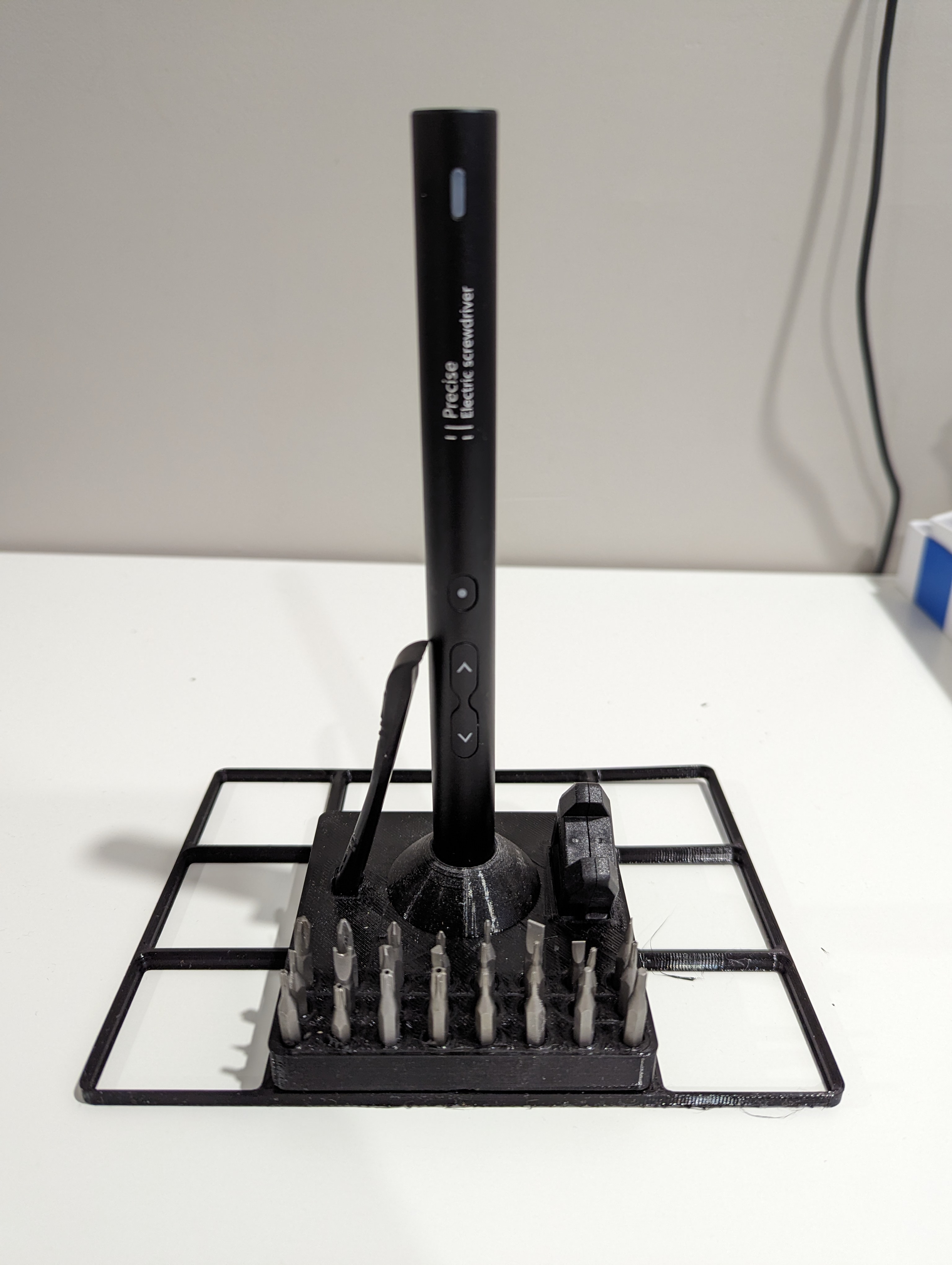 Precise Electric Screwdriver 2x2 gridfinity stand by Reed_pro ...