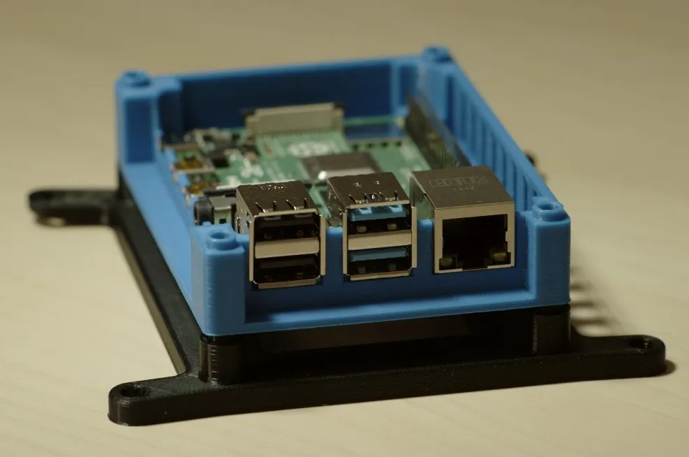 Raspberry PI 4 box by Petr Bravenec | Download free STL model ...