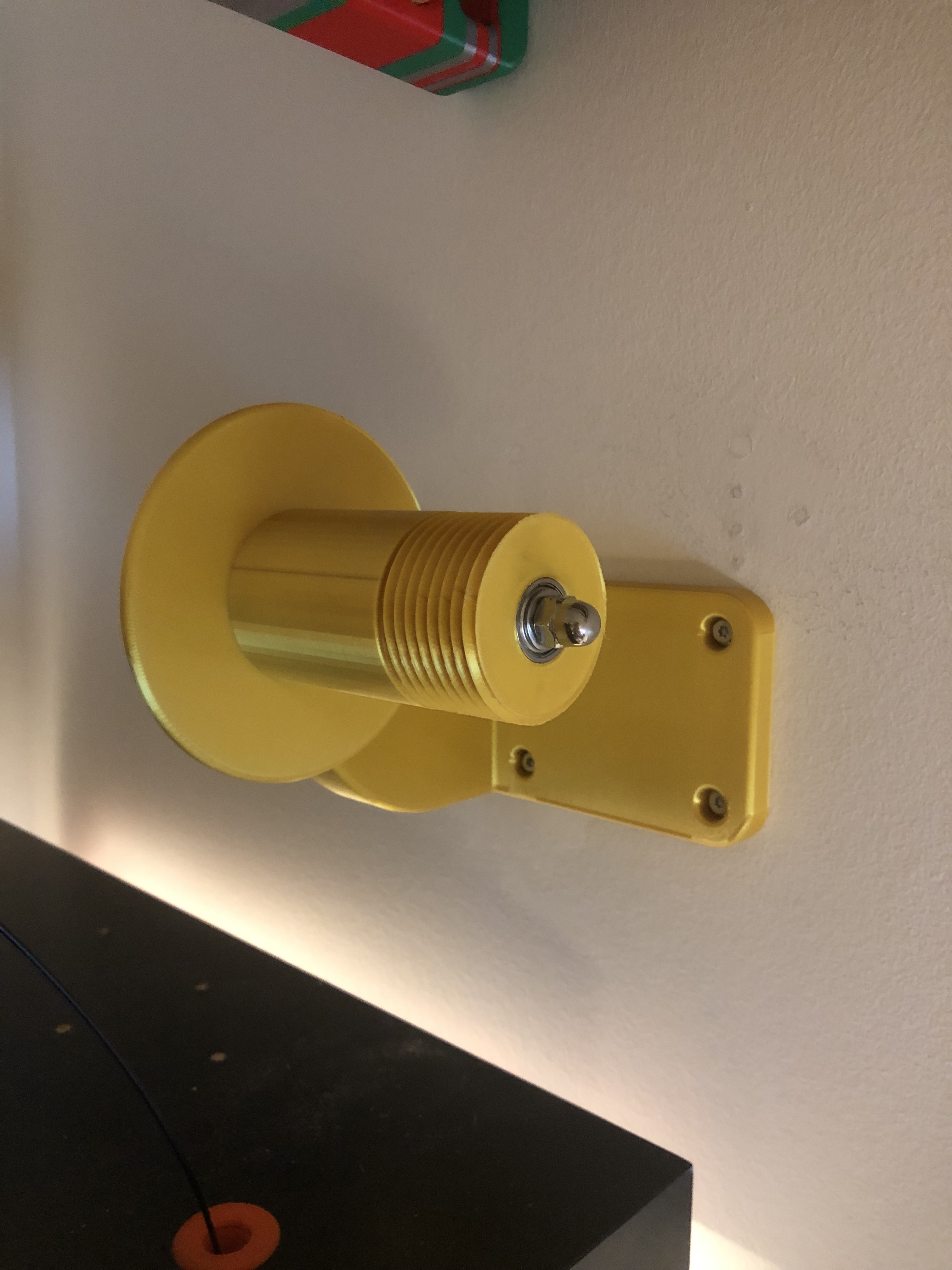 FormFutura wall mounted spool holder by bamseaske | Download free STL ...