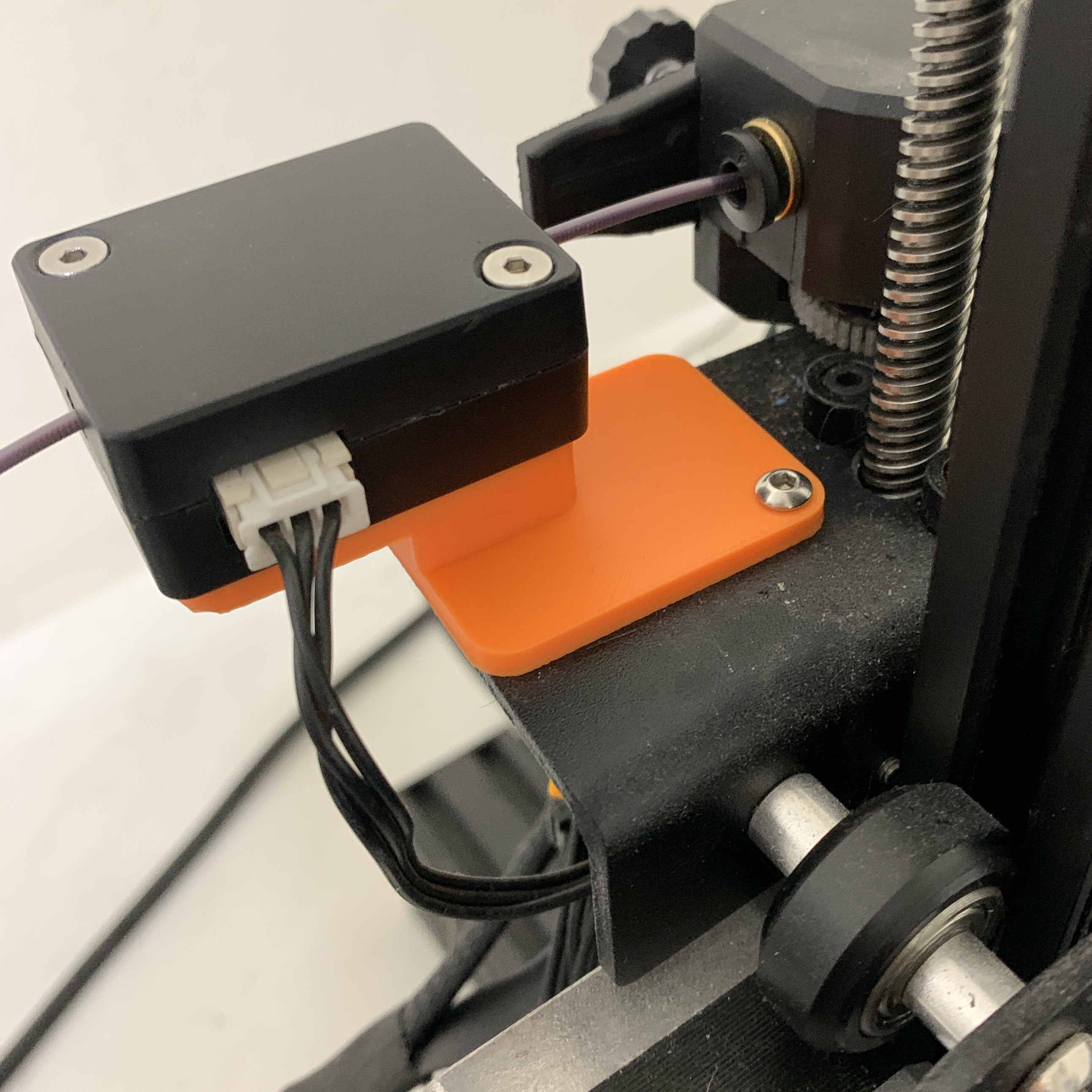 Parameterized offset jig – Filament sensor adaptor for BMG on CR6SE by ...
