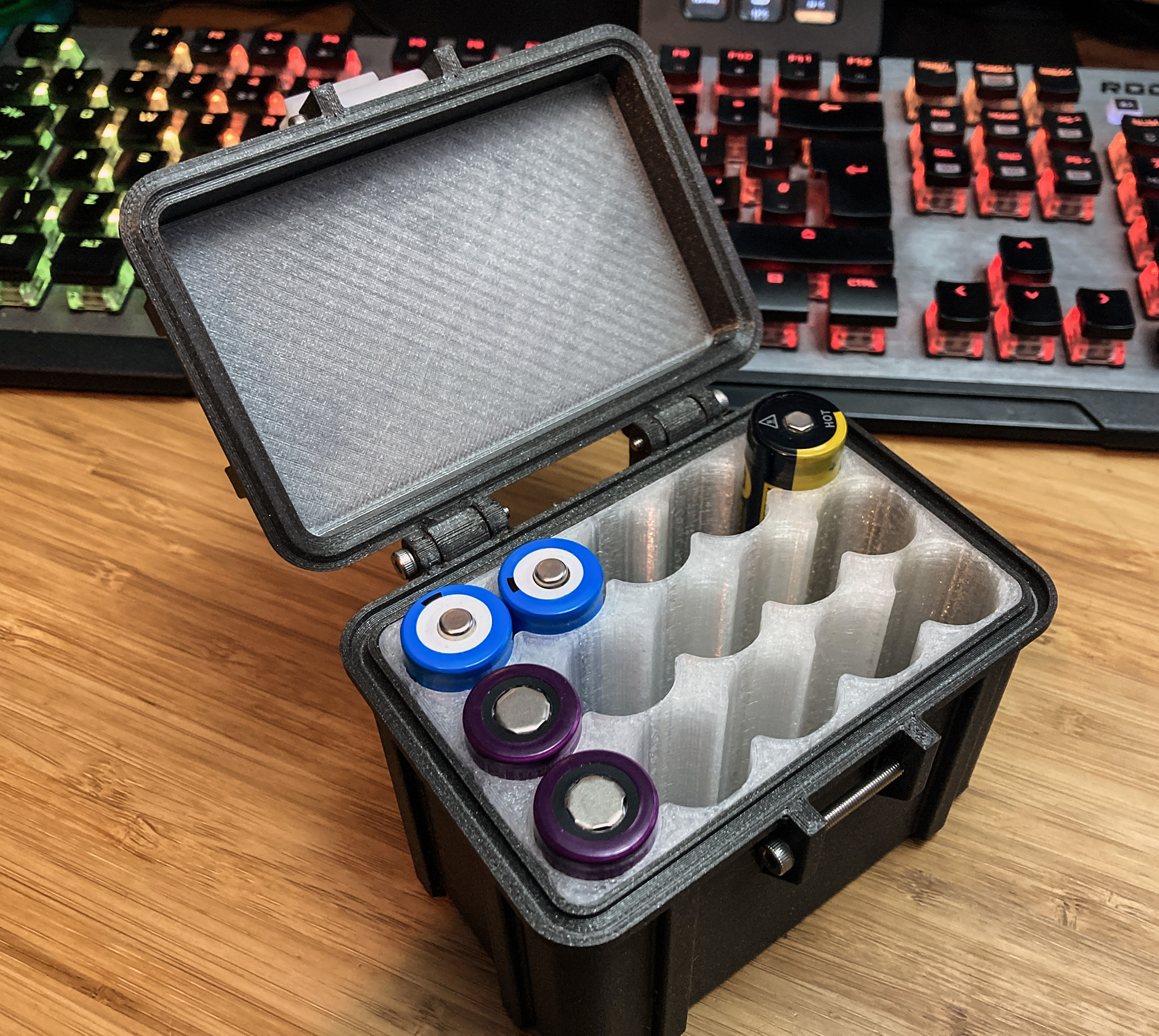 18650 Battery Rugged Case - TPU Lid Insert by RetromanIE | Download ...