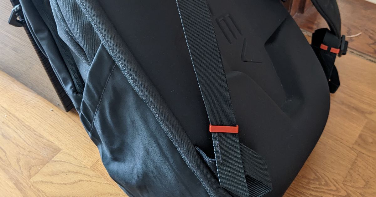 Backpack strap holder by Daniel Mititelu | Download free STL model ...