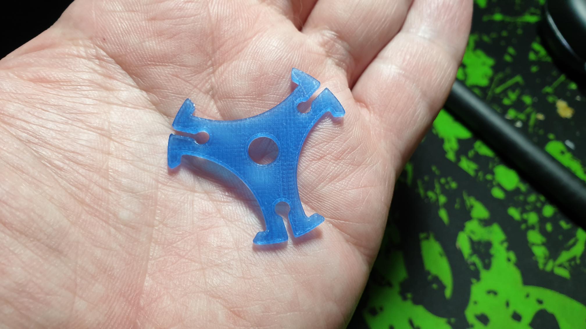 Triangle Vinyl Record Adapter 45 RPM by Tantalus | Download free STL ...